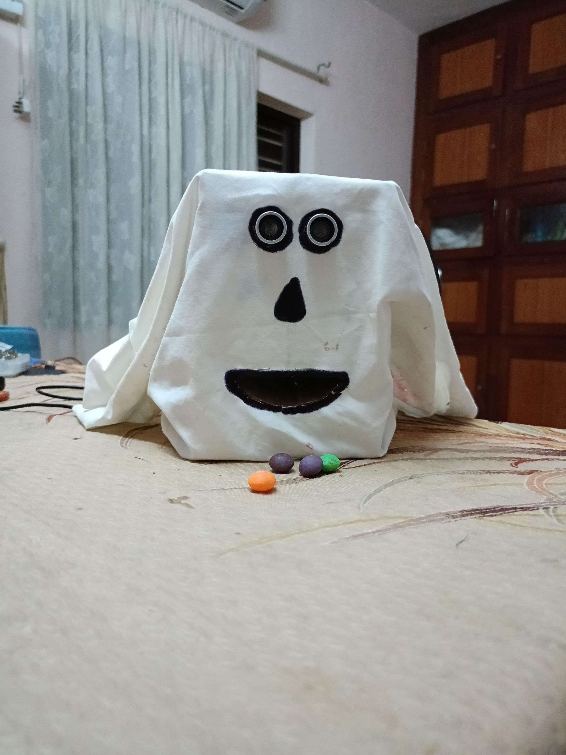 DIY Automated Halloween Candy Vending Machine : 7 Steps - Instructables