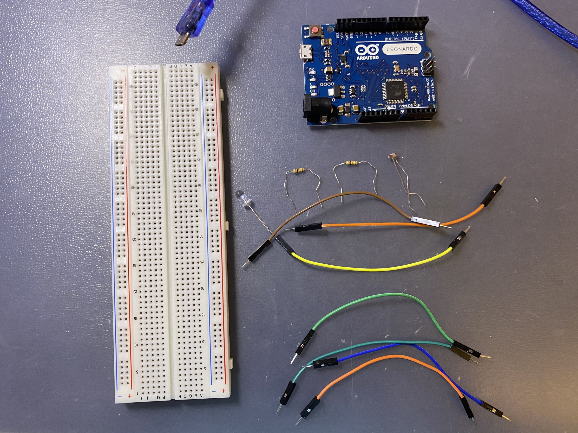 Automatic Blinking Light : 5 Steps - Instructables