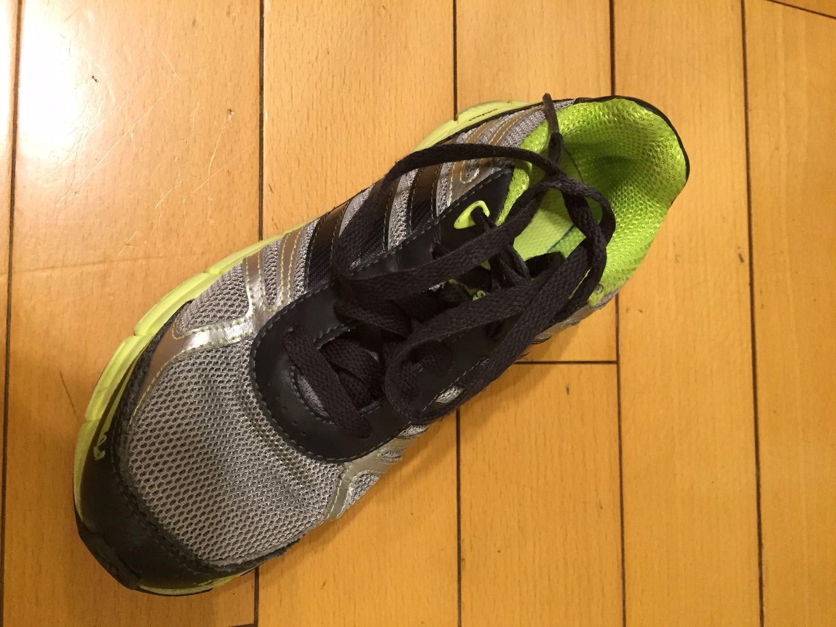 How to Tie Your Shoelaces : 7 Steps - Instructables