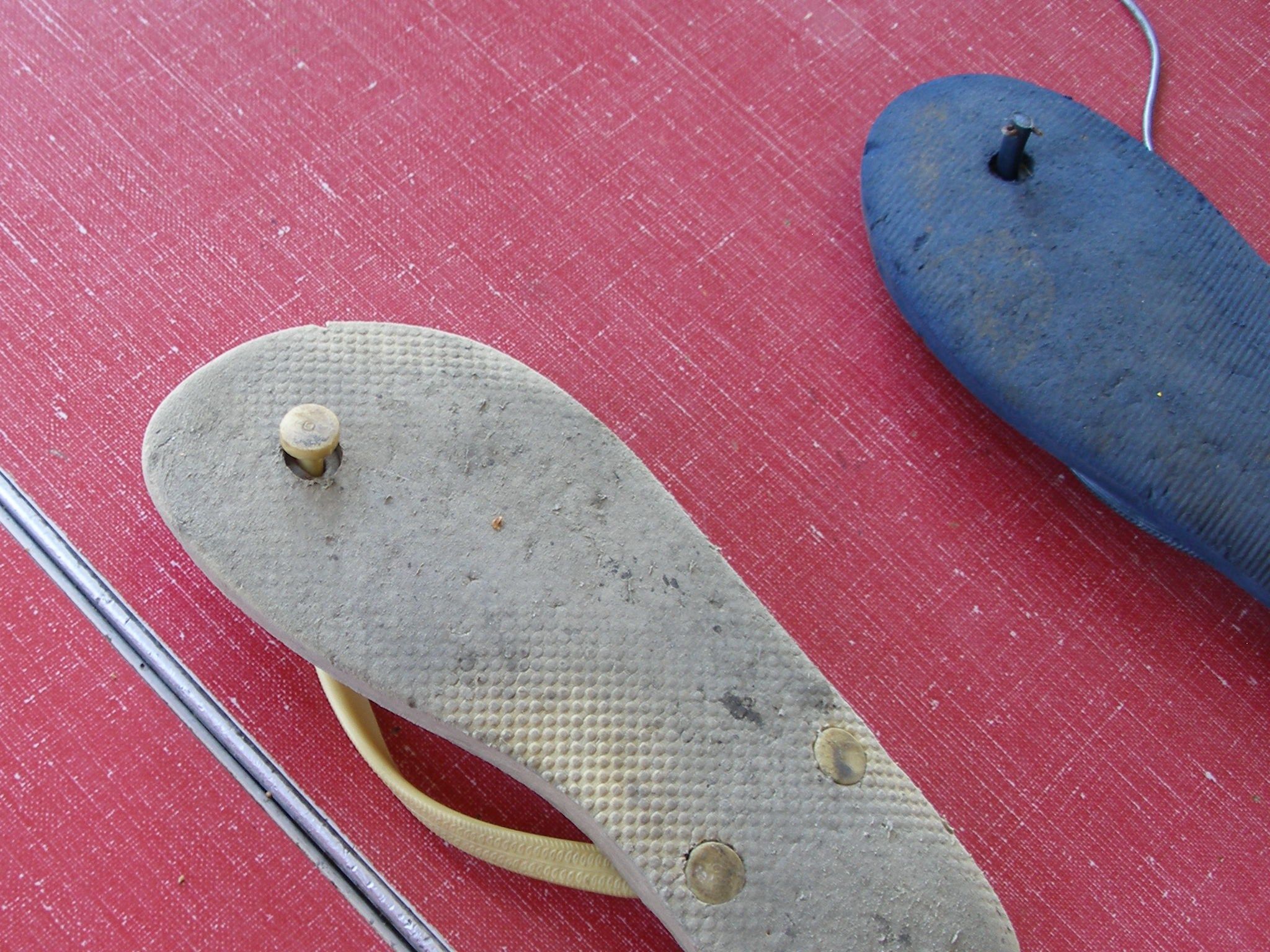 How to Fix a Flip Flop (with Pictures) - Instructables
