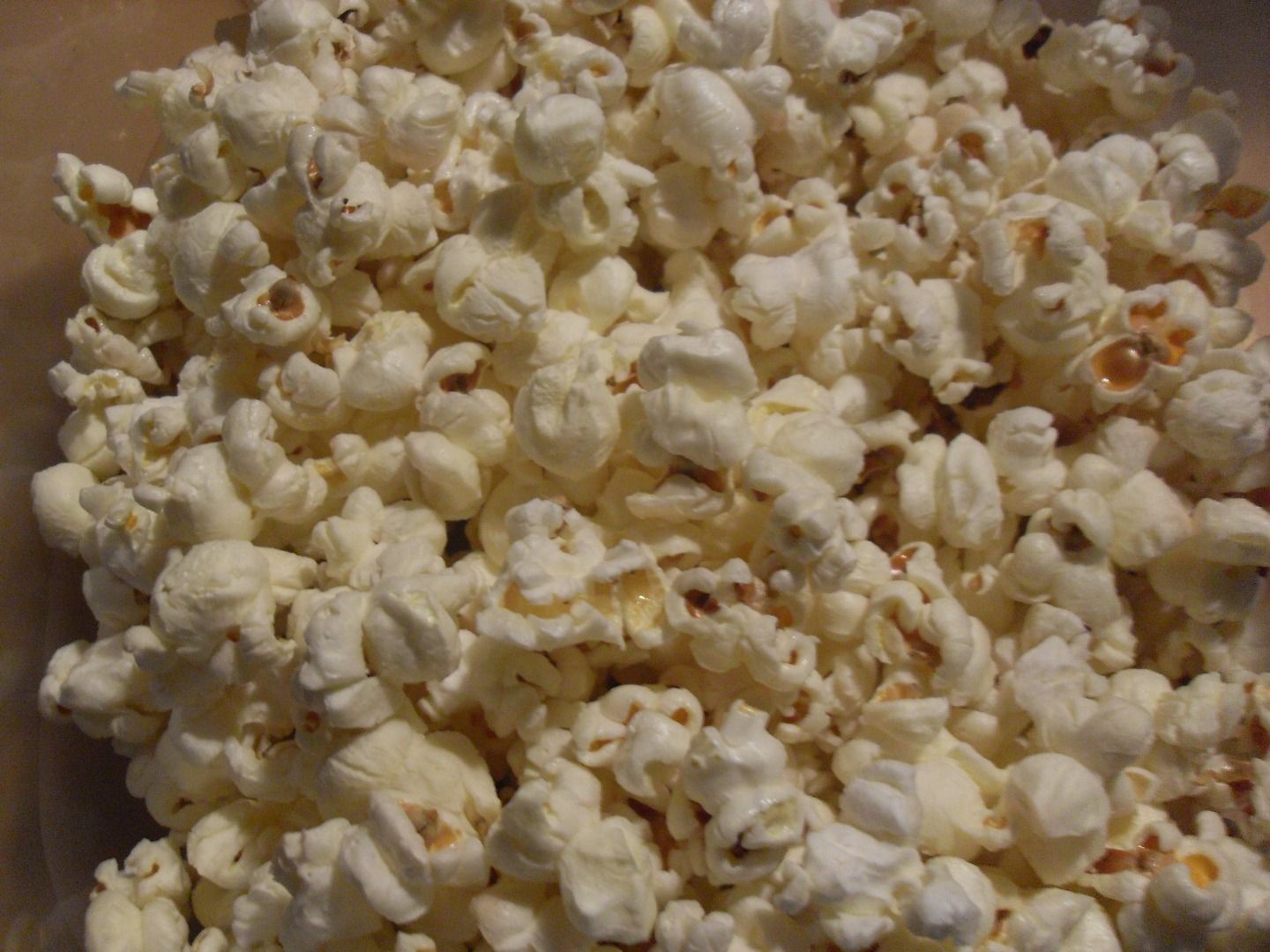The Ultimate Way to Eat Popcorn! - Instructables