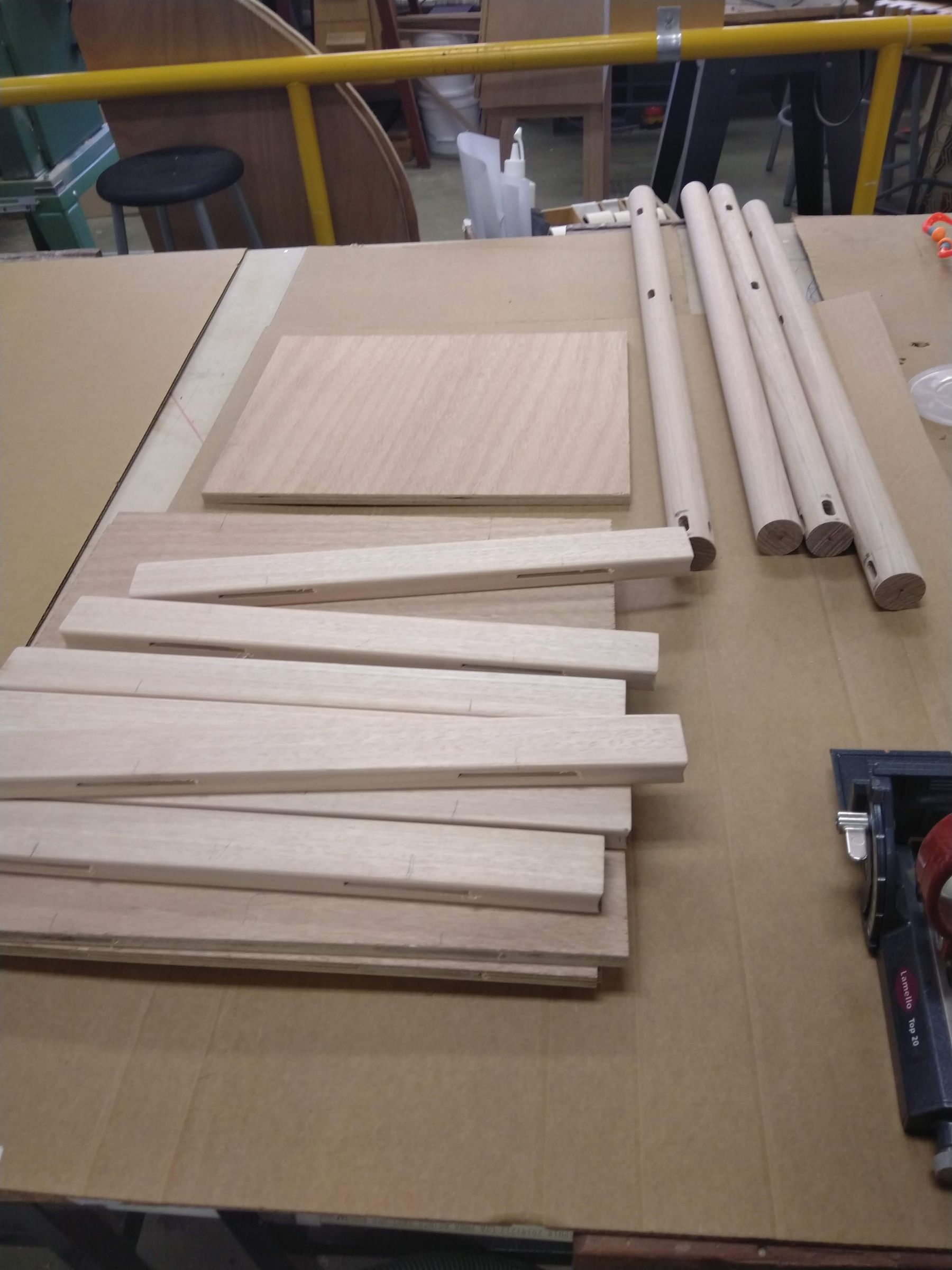 Mobile Folding Craft Station : 15 Steps (with Pictures) - Instructables