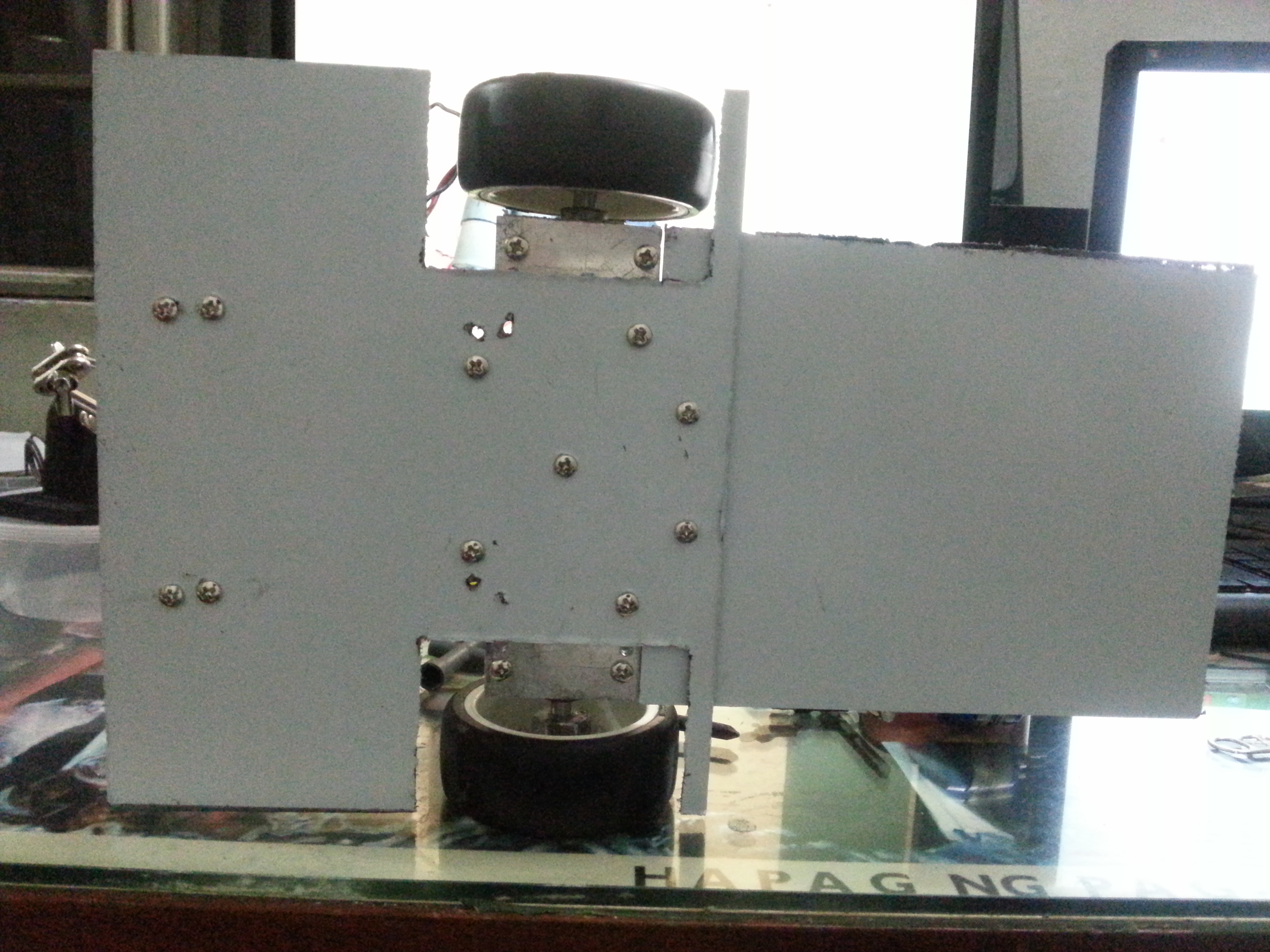 DIY Multipurpose Robot (Sumobot, Spybot, Mazebot, Bluetooth...) : 12 ...