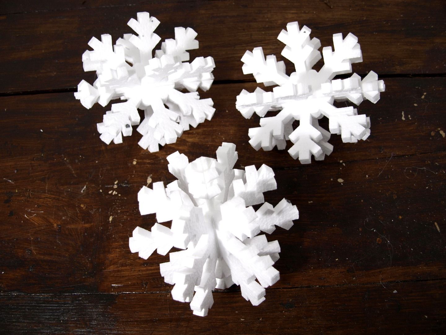 3D Puzzle Styrofoam Snowflakes : 4 Steps (with Pictures) - Instructables