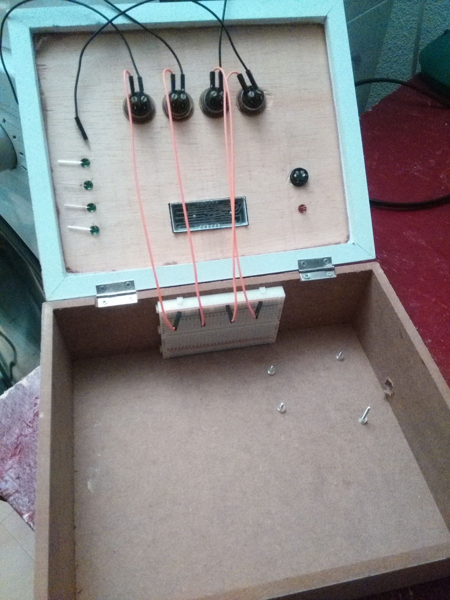 Escaperoom : 4 Steps - Instructables