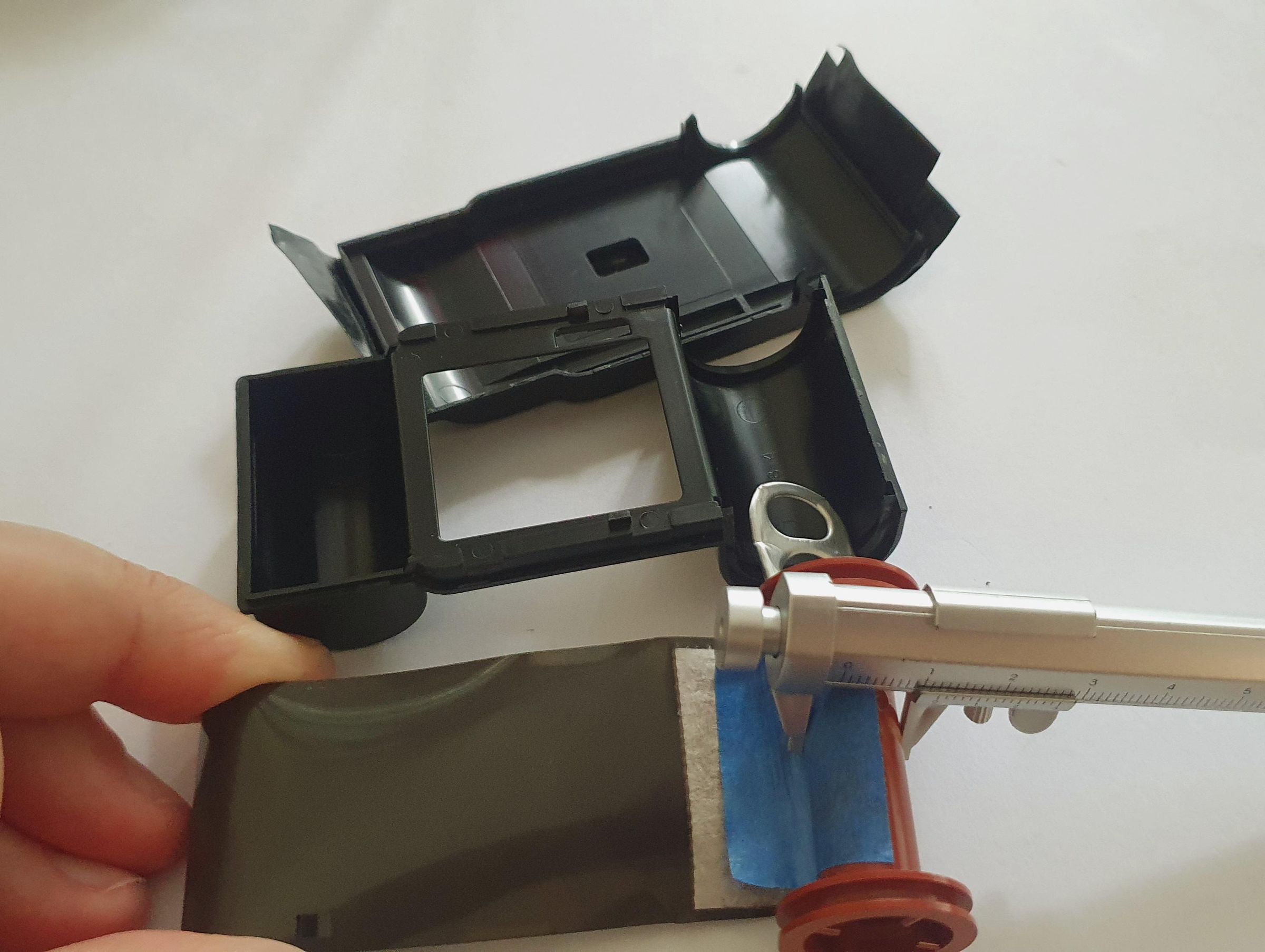 126 Film Pinhole Camera : 17 Steps - Instructables