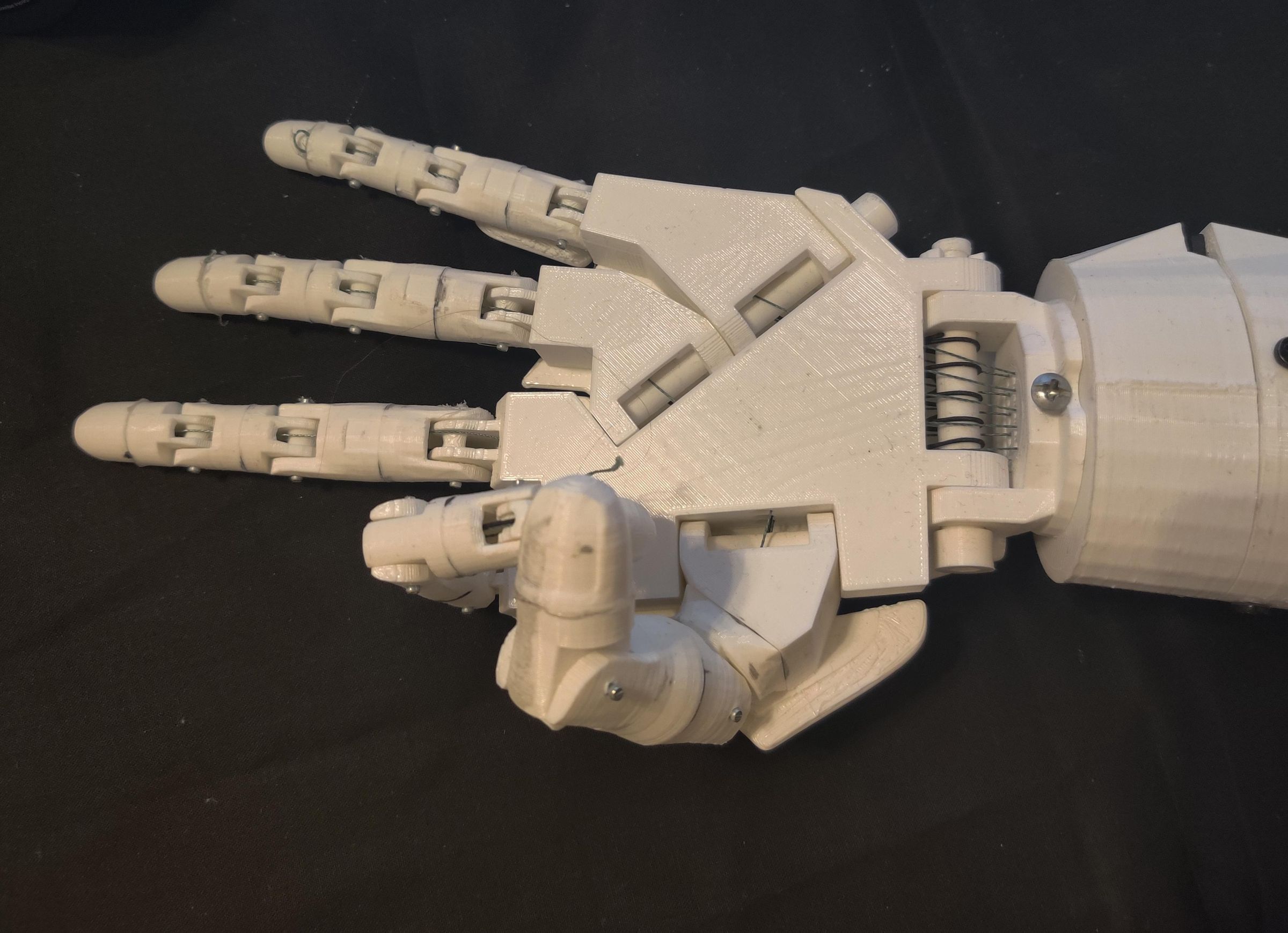 How to Perform Multiple Gestures With an EMG Prosthetic Hand : 5 Steps ...