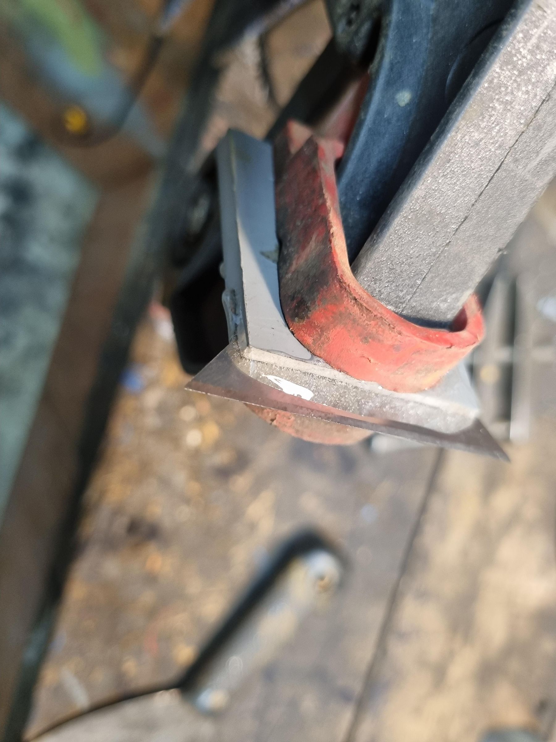 Simple Card Scraper : 5 Steps - Instructables