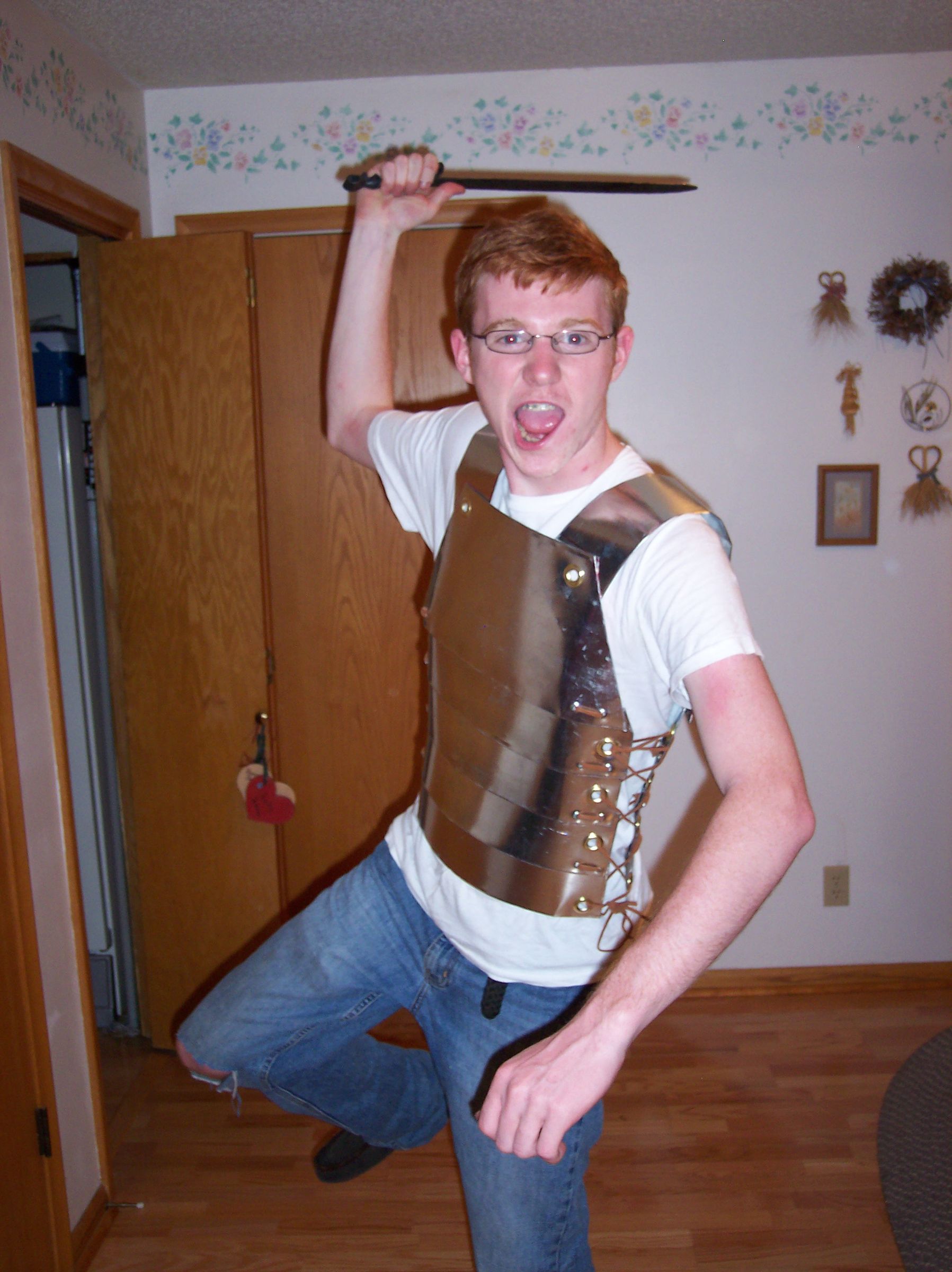 Roman Legionaire "ish" Homemade Body Armor : 9 Steps - Instructables