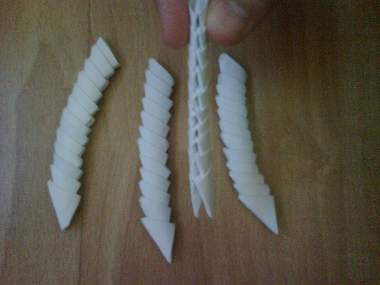 Golden Venture Folding: Hand : 6 Steps - Instructables