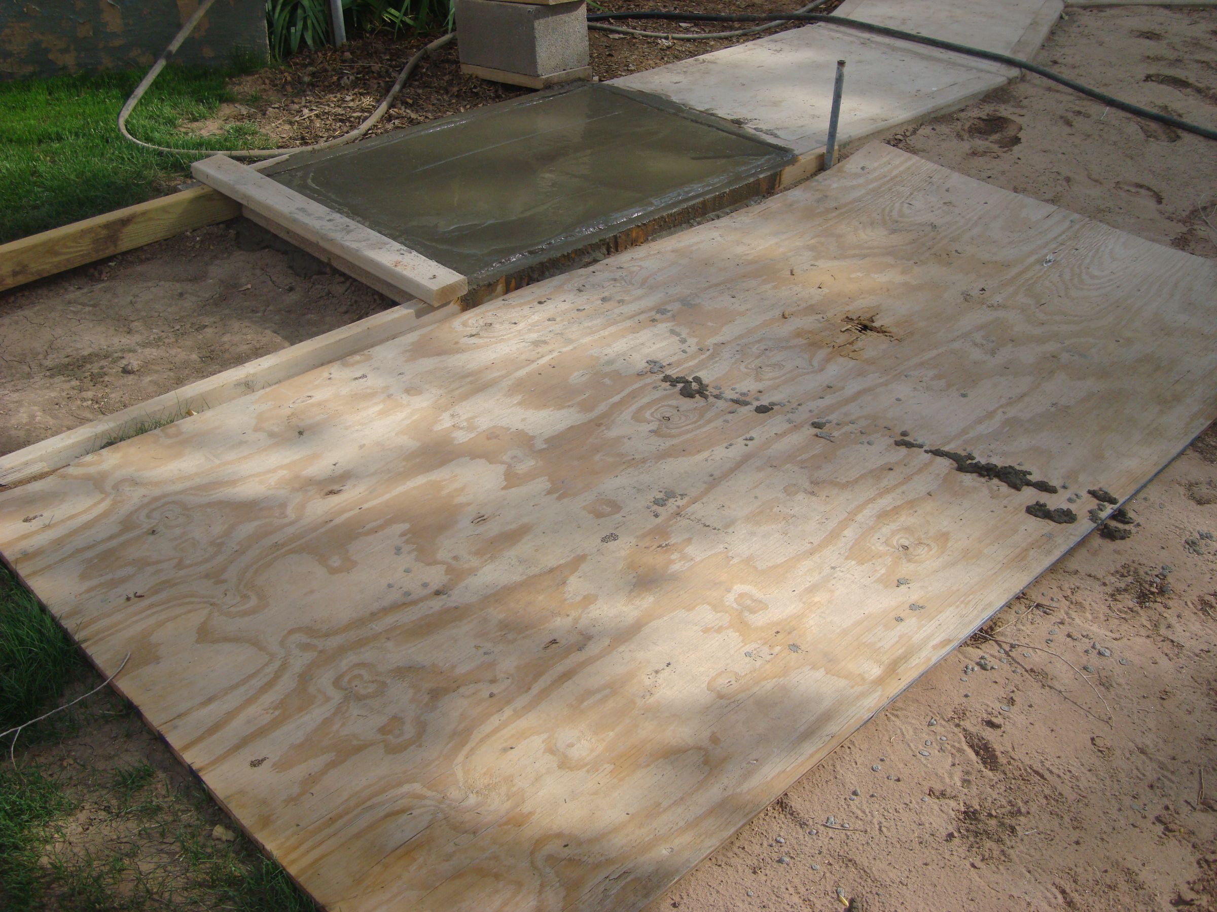 Concrete Sidewalk or Pavement : 20 Steps (with Pictures) - Instructables