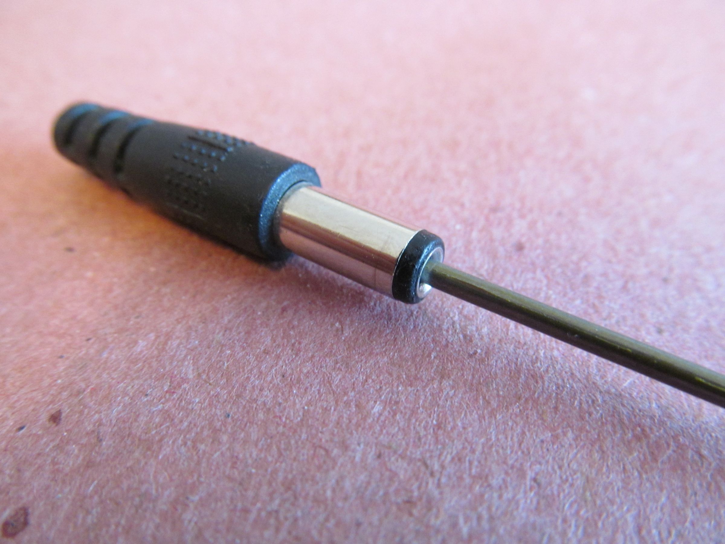 Emergency AC Adapter Cord Fix. : 6 Steps (with Pictures) - Instructables