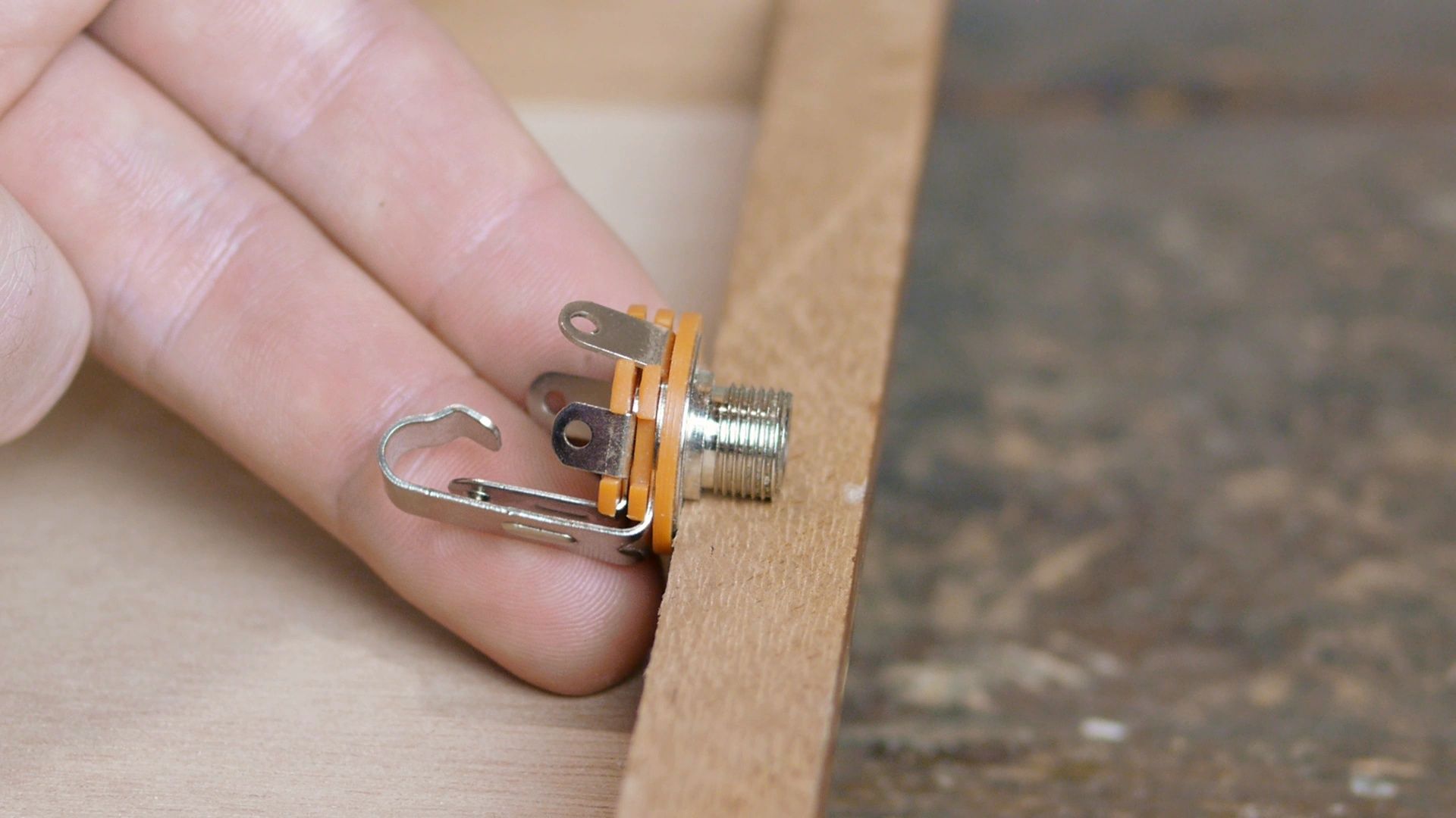 Cigar Box Stomp Box : 7 Steps (with Pictures) - Instructables