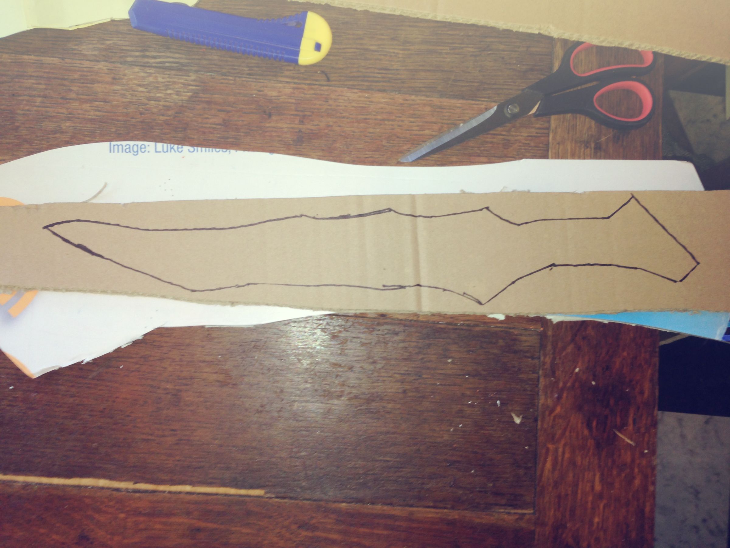 Easy to Make Cardboard Dagger : 6 Steps (with Pictures) - Instructables