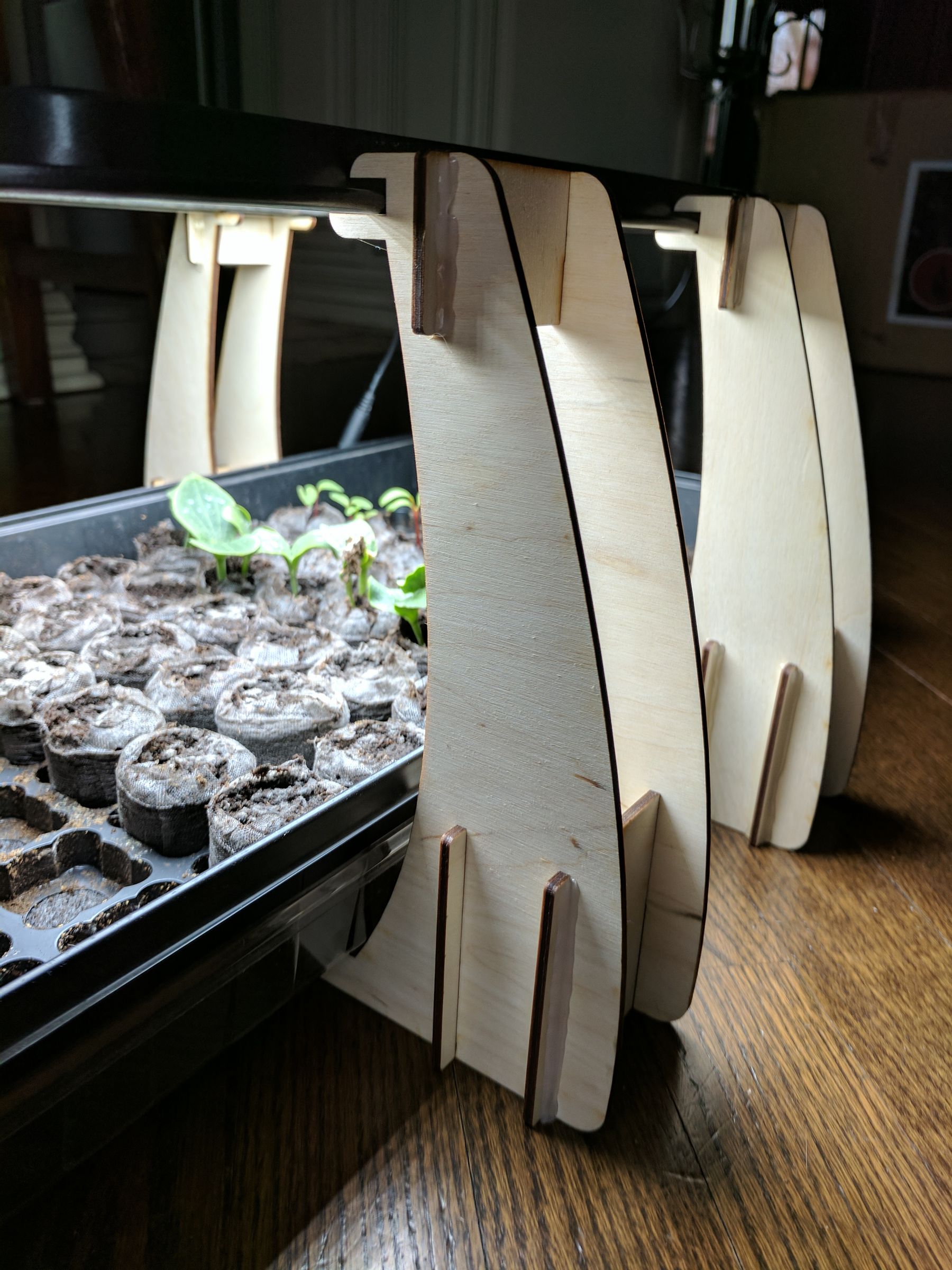 Laser Cut Stand for DIY LED Seed Starter : 5 Steps (with Pictures ...