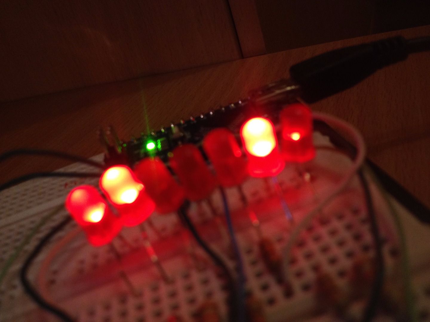 Knight Rider W/ Arduino : 3 Steps - Instructables