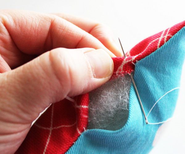 How to Make a Pillow : 6 Steps - Instructables