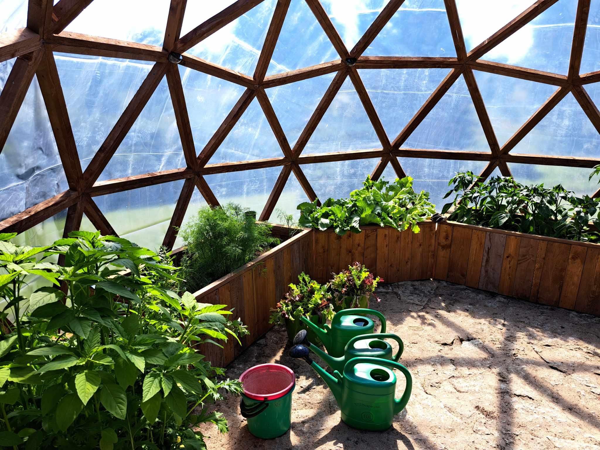 Geodesic Dome Greenhouse : 5 Steps - Instructables