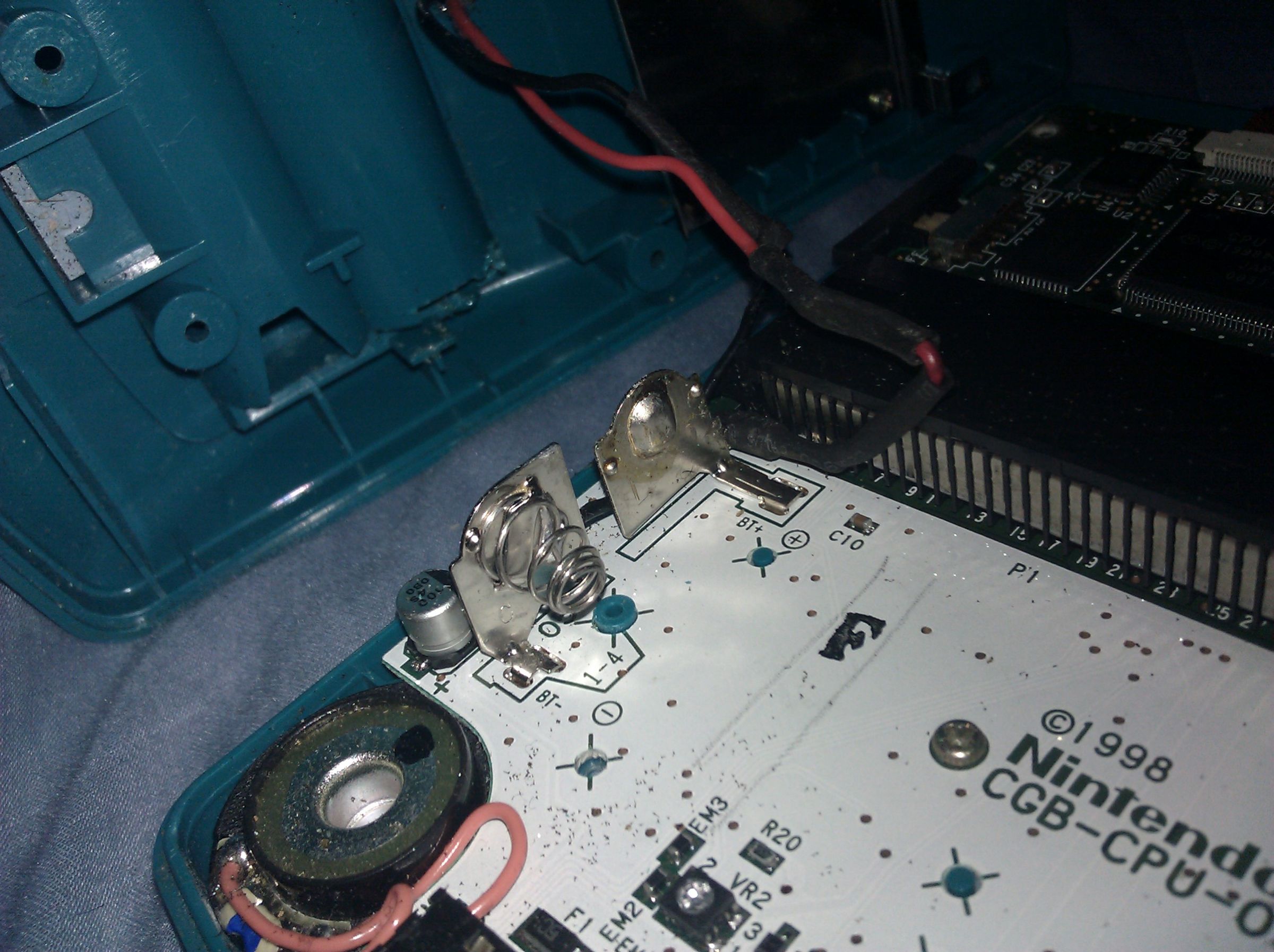 Solar Power Your Gameboy Color (updated) : 9 Steps - Instructables