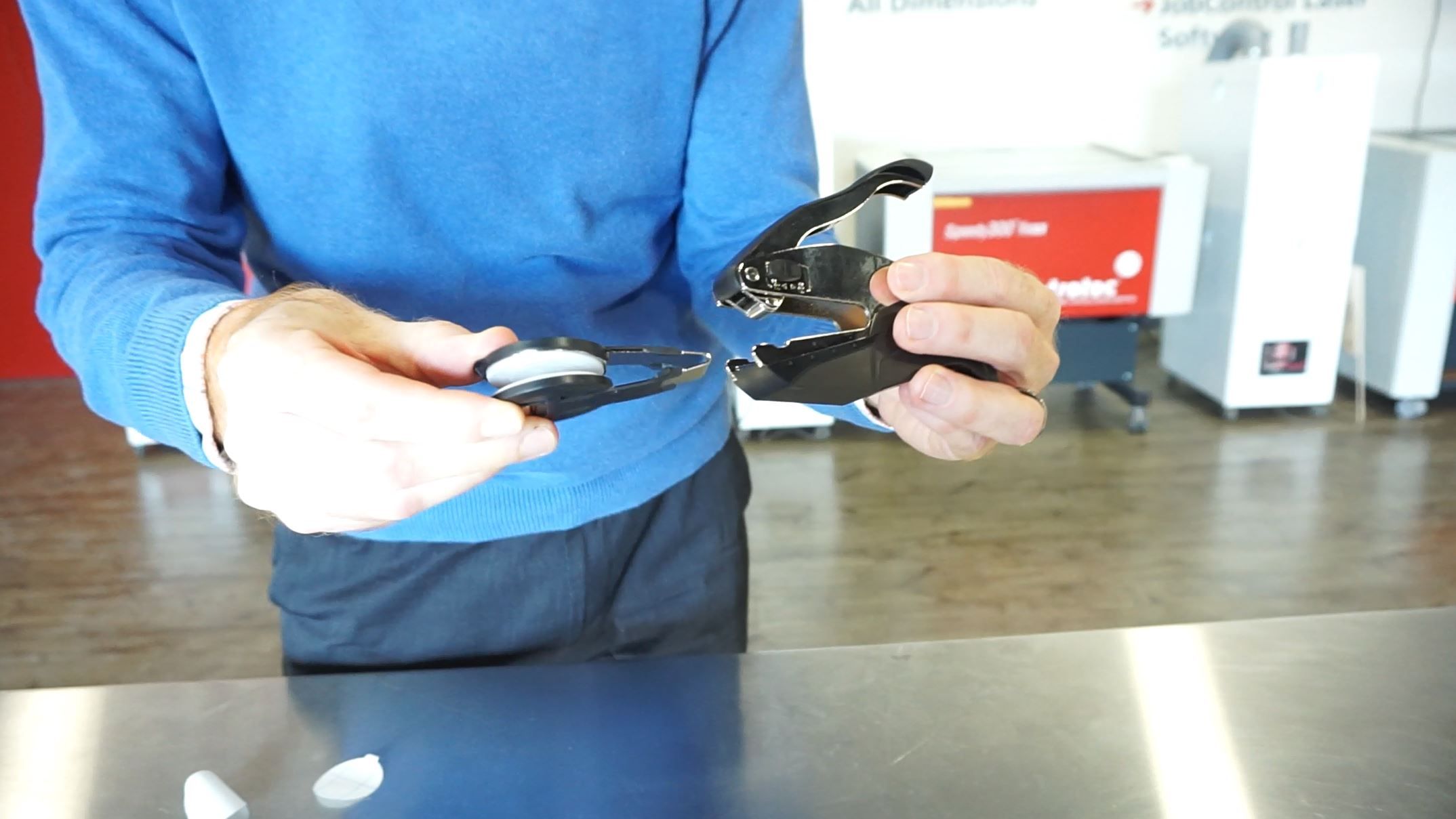 Laser Engraved Paper Seals : 6 Steps (with Pictures) - Instructables