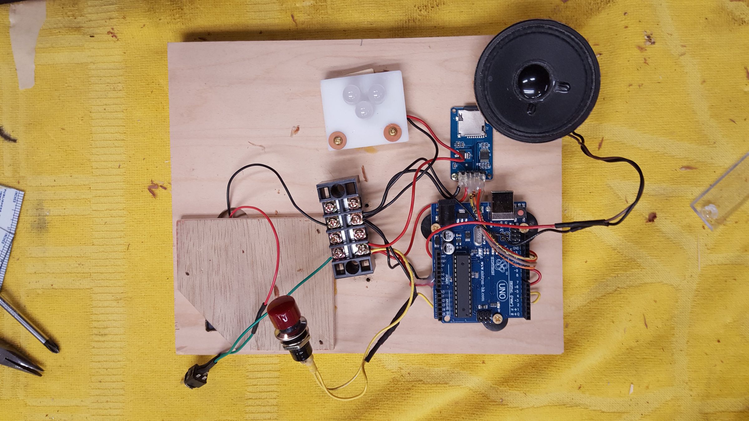 Arduino NFL Sound Bite Machine (with Pictures) - Instructables