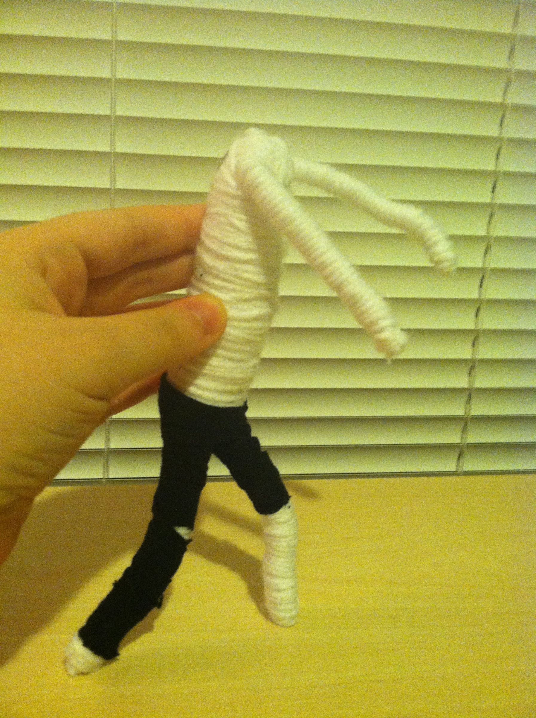 Headless Yarn Zombie : 5 Steps (with Pictures) - Instructables