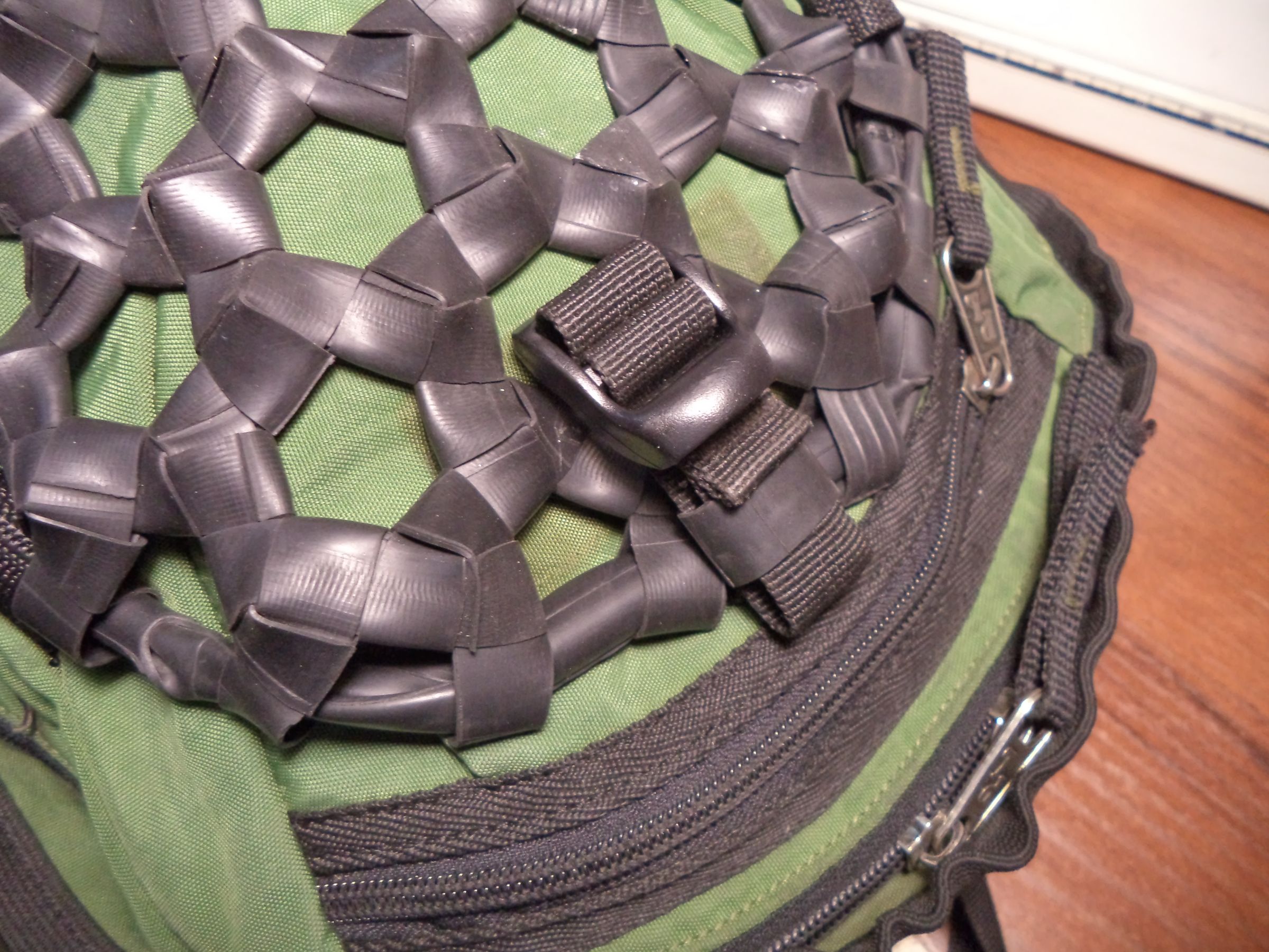 Backpack Cargo Net From Inner Tubes : 26 Steps (with Pictures ...