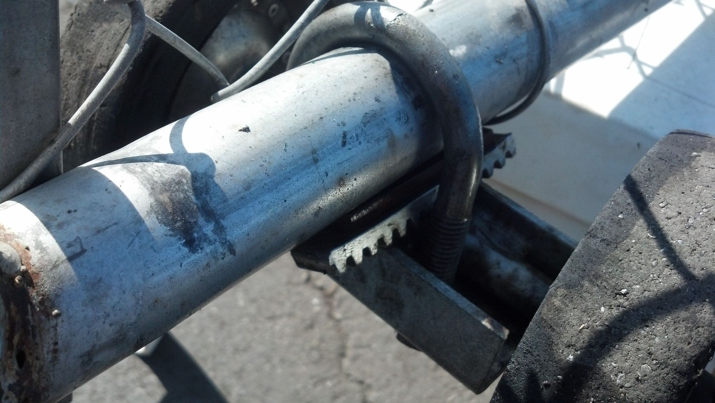 How to Adjust Gate : 7 Steps (with Pictures) - Instructables