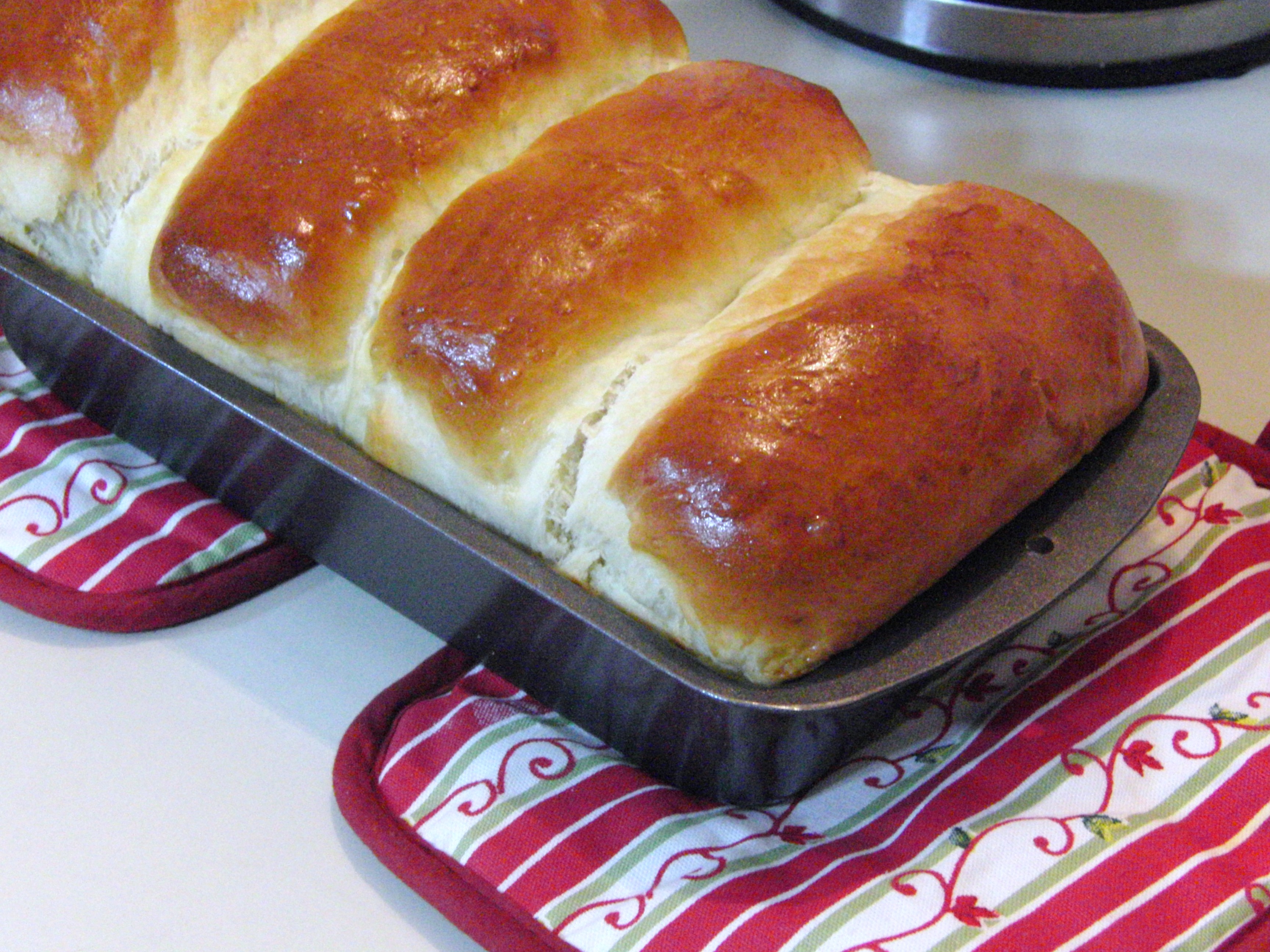 Asian Sweet Bread (Hong Kong Pai Bao, Hokkaido Milk Bread) : 7 Steps ...