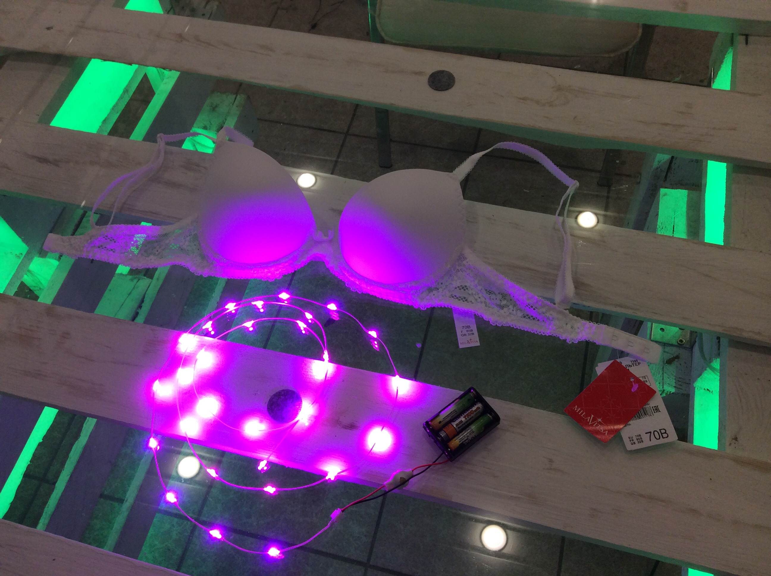 Led Bra : 4 Steps - Instructables