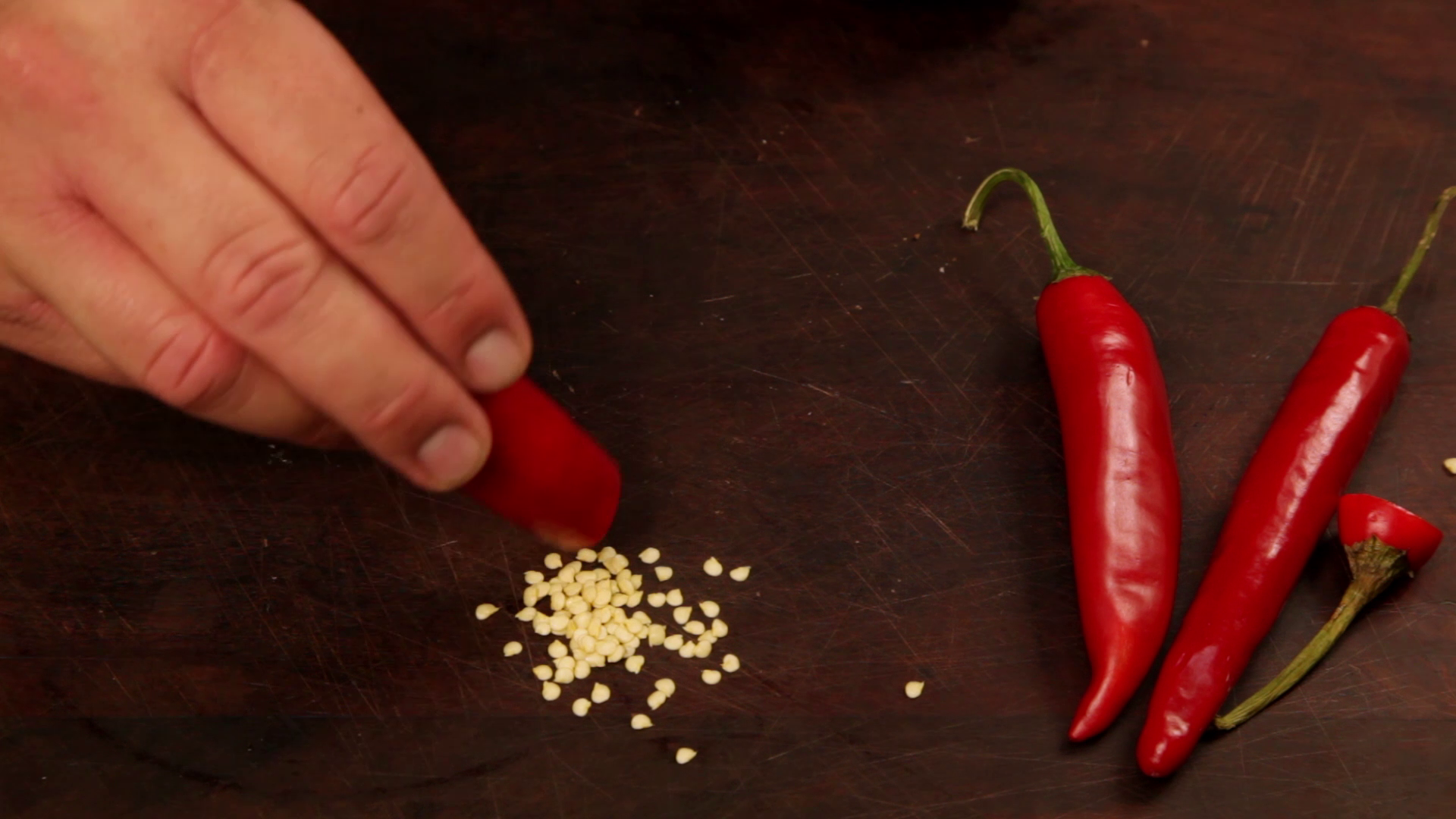 How to Easily Deseed a Chili - Food Hack : 4 Steps (with Pictures ...