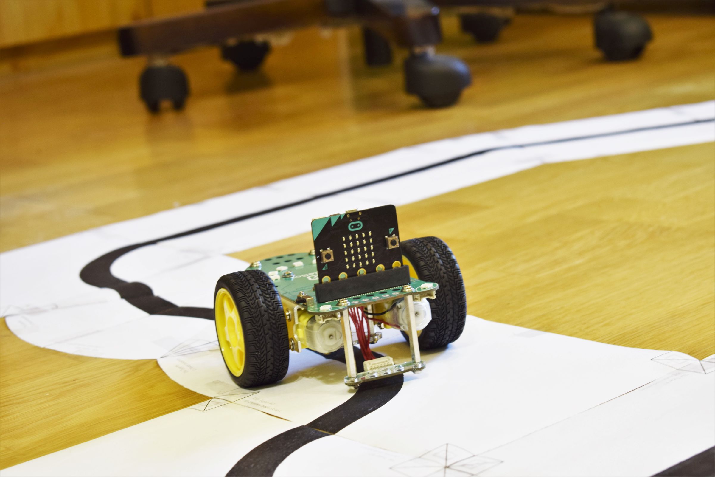 GiggleBot Line Follower Using Python : 5 Steps - Instructables