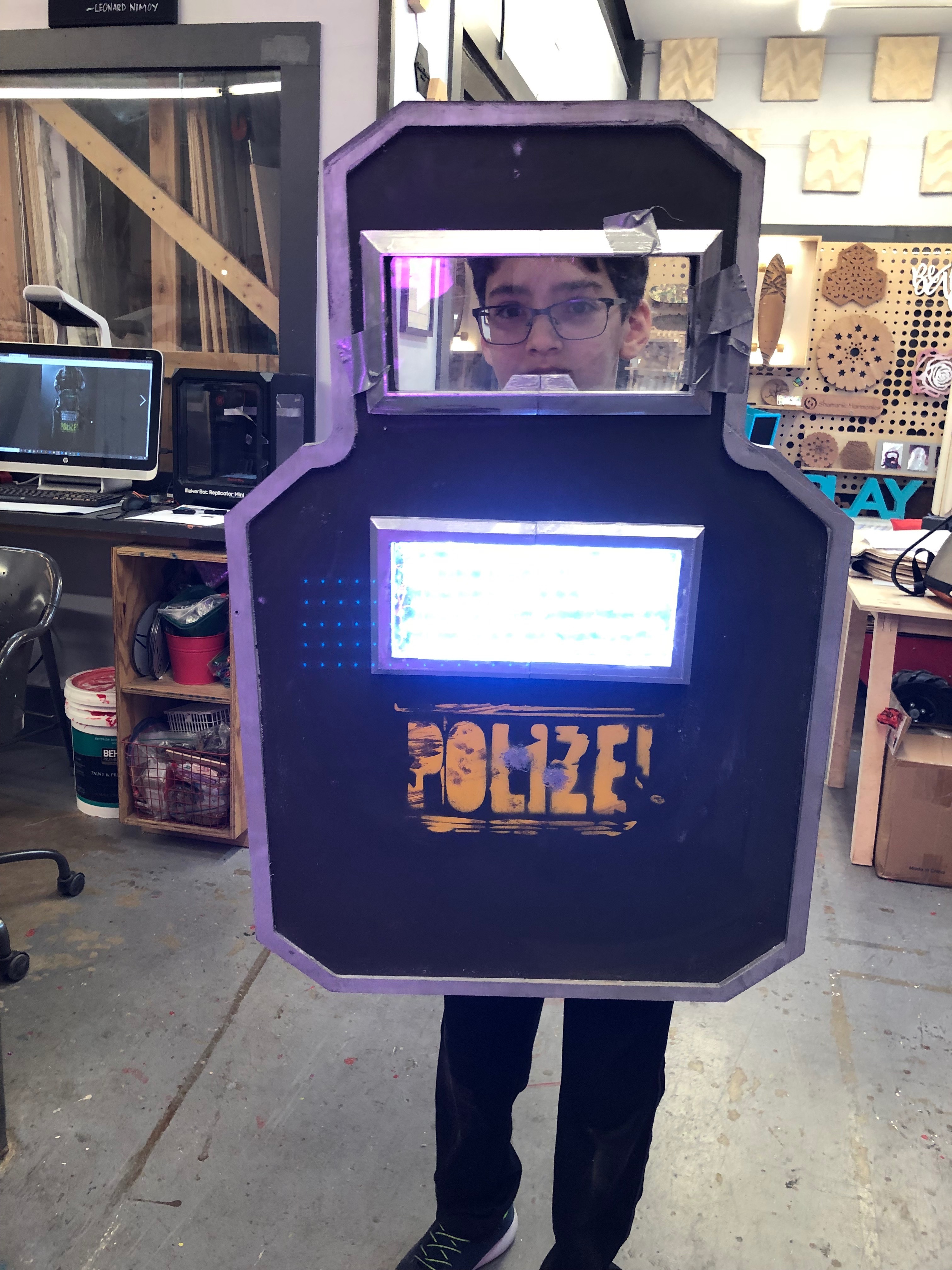 How to Make a Blitz Shield Prop : 10 Steps - Instructables