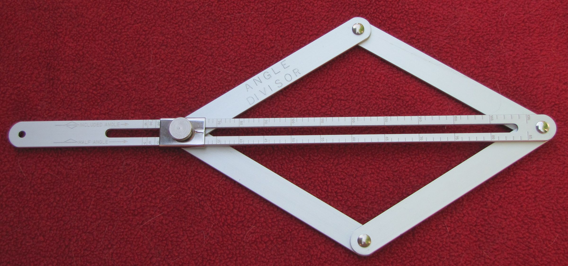 Paracord Bracelet Fixture/Jig : 12 Steps (with Pictures) - Instructables