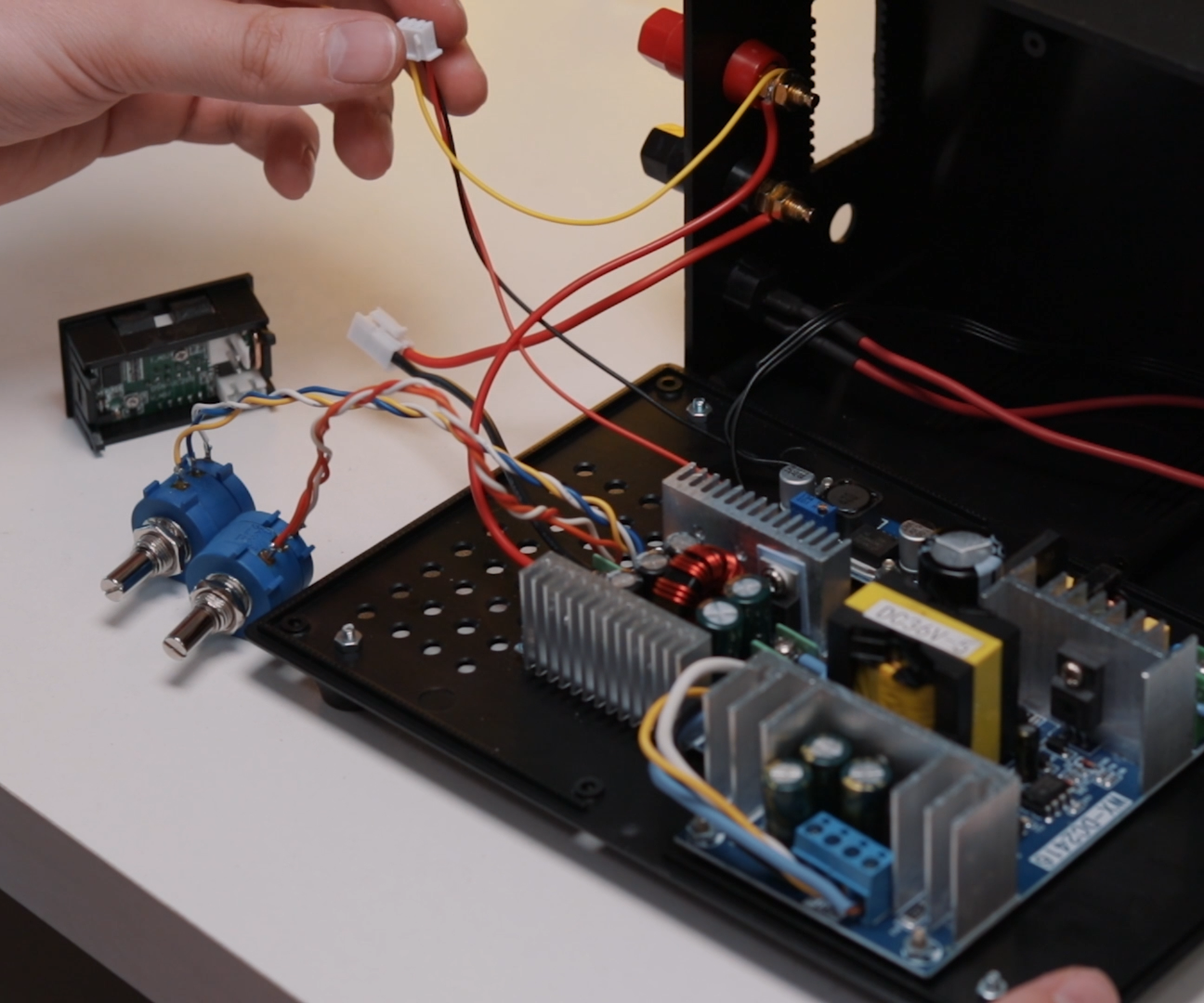 DIY Lab Bench Power Supply [Build + Tests] : 16 Steps (with Pictures ...