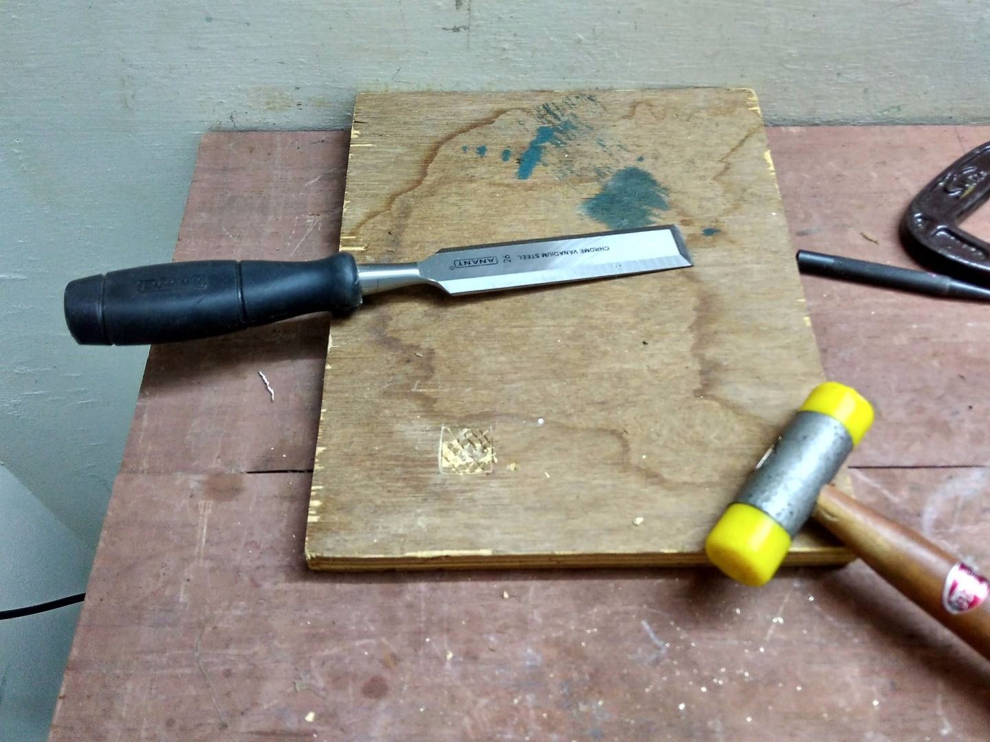 DIY Third Hand for Soldering : 7 Steps (with Pictures) - Instructables