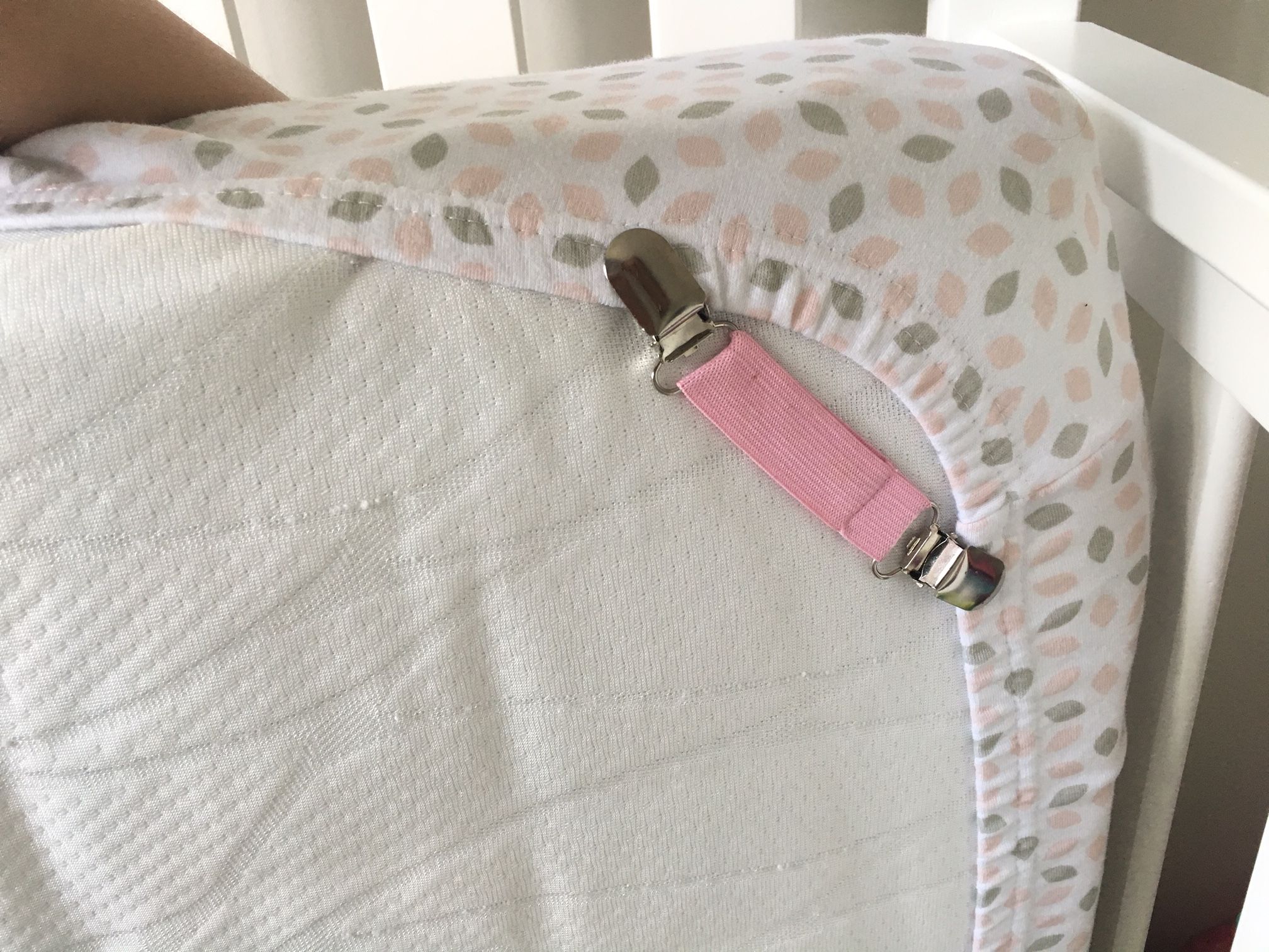 Unusual Uses for Mitten Clips : 7 Steps (with Pictures) - Instructables