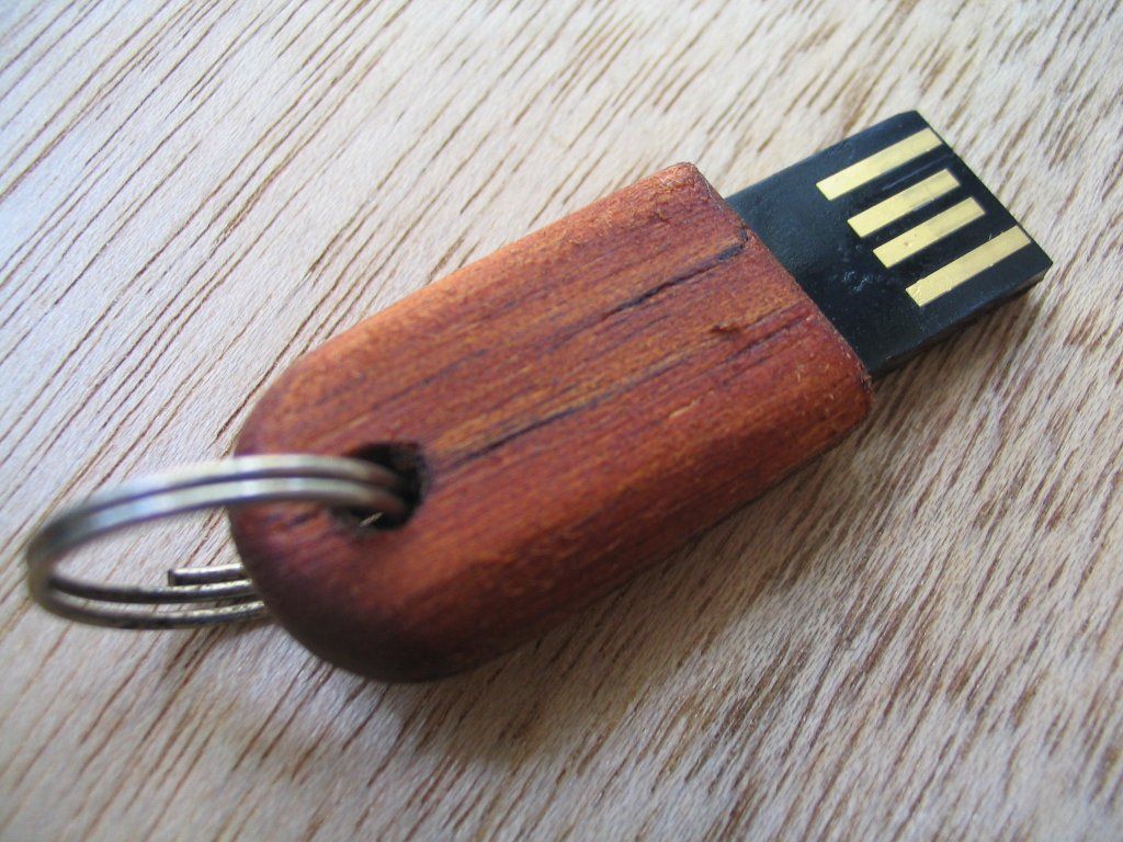 Tiny Wooden USB Drive : 5 Steps (with Pictures) - Instructables