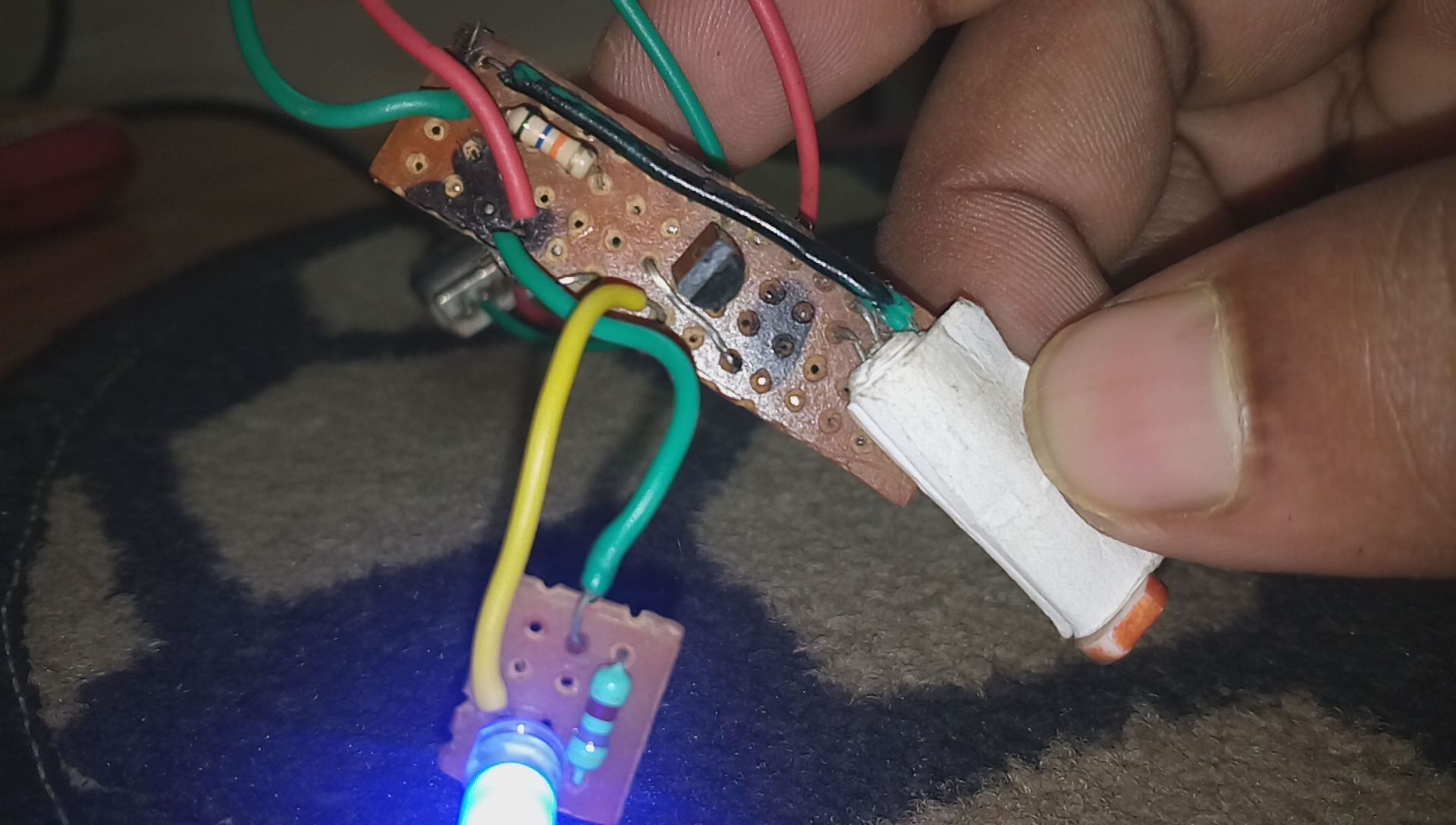 Automatic Dark Detector : 5 Steps (with Pictures) - Instructables