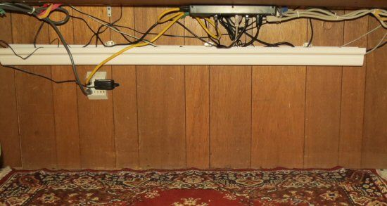 Desk Wire and Cable Management - Solved : 4 Steps (with Pictures ...