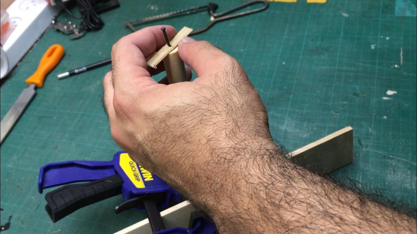Gee-haw Whammy Diddle : 4 Steps (with Pictures) - Instructables