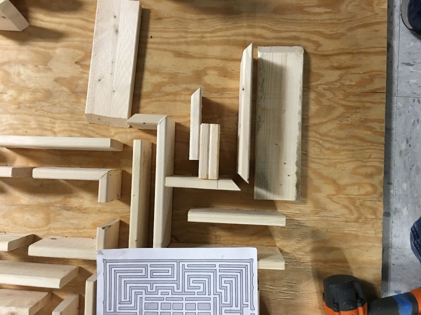 Overlook Hedge Maze : 5 Steps - Instructables
