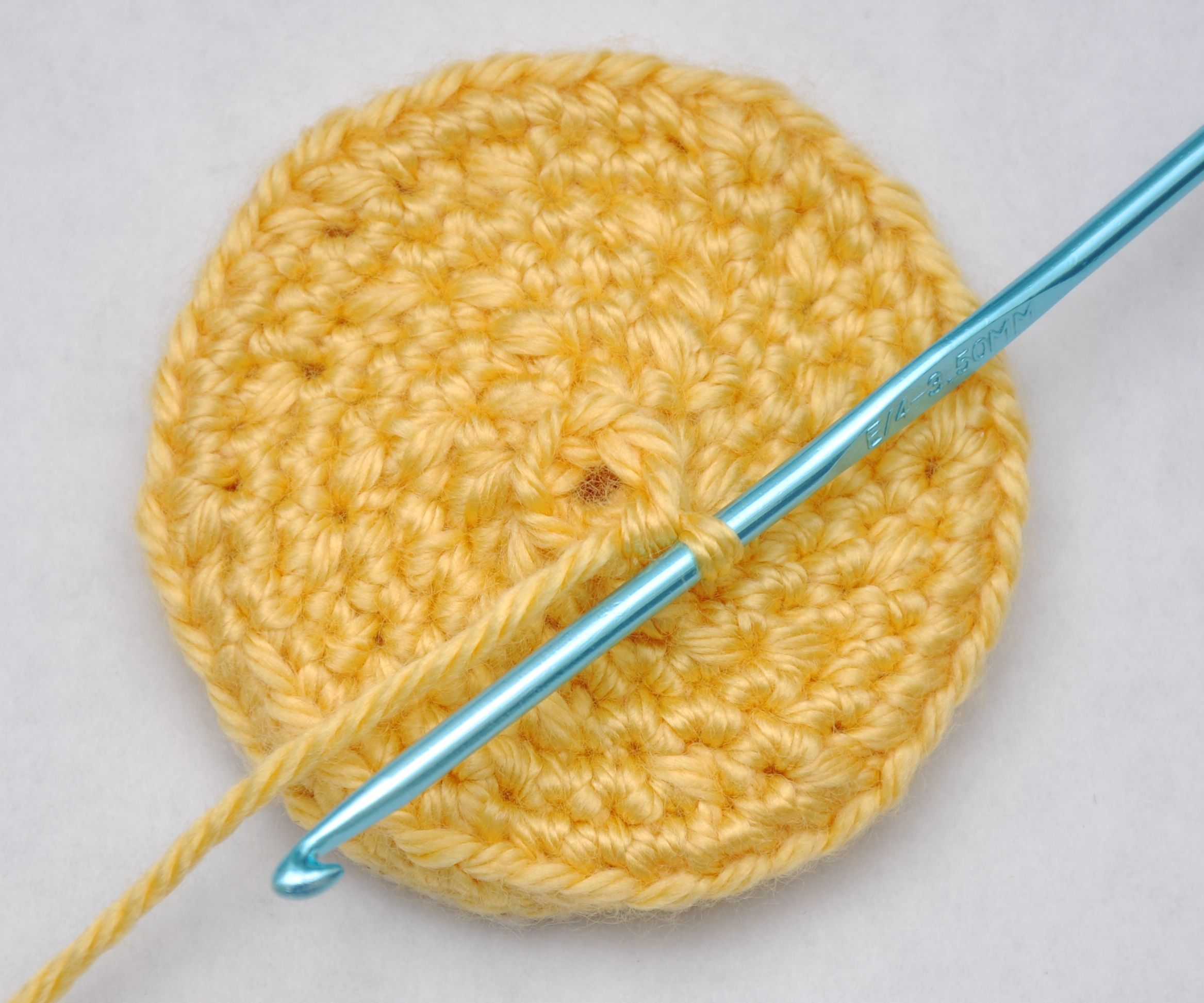 Crochet Medals : 8 Steps (with Pictures) - Instructables