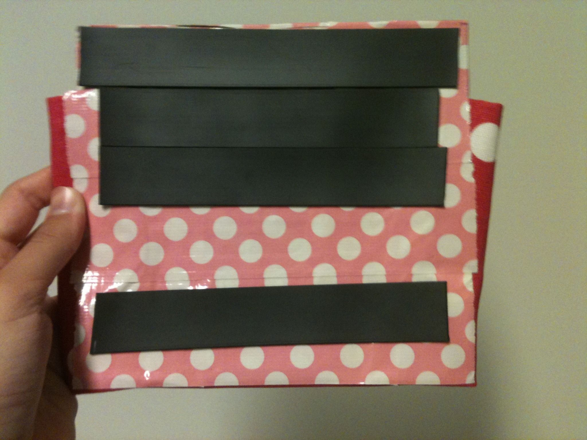 DIY Magnetic Locker Pouch : 4 Steps (with Pictures) - Instructables