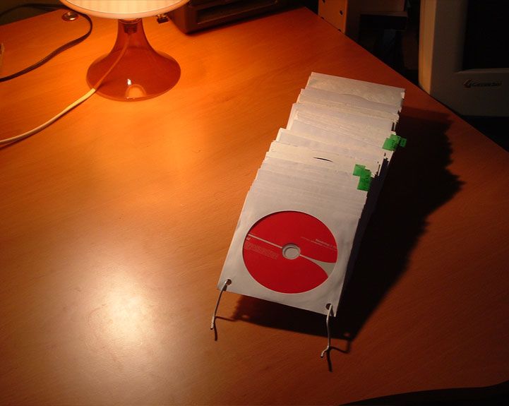 Hangable / Desktop Cheap & Easy CD / DVD Organiser : 9 Steps ...