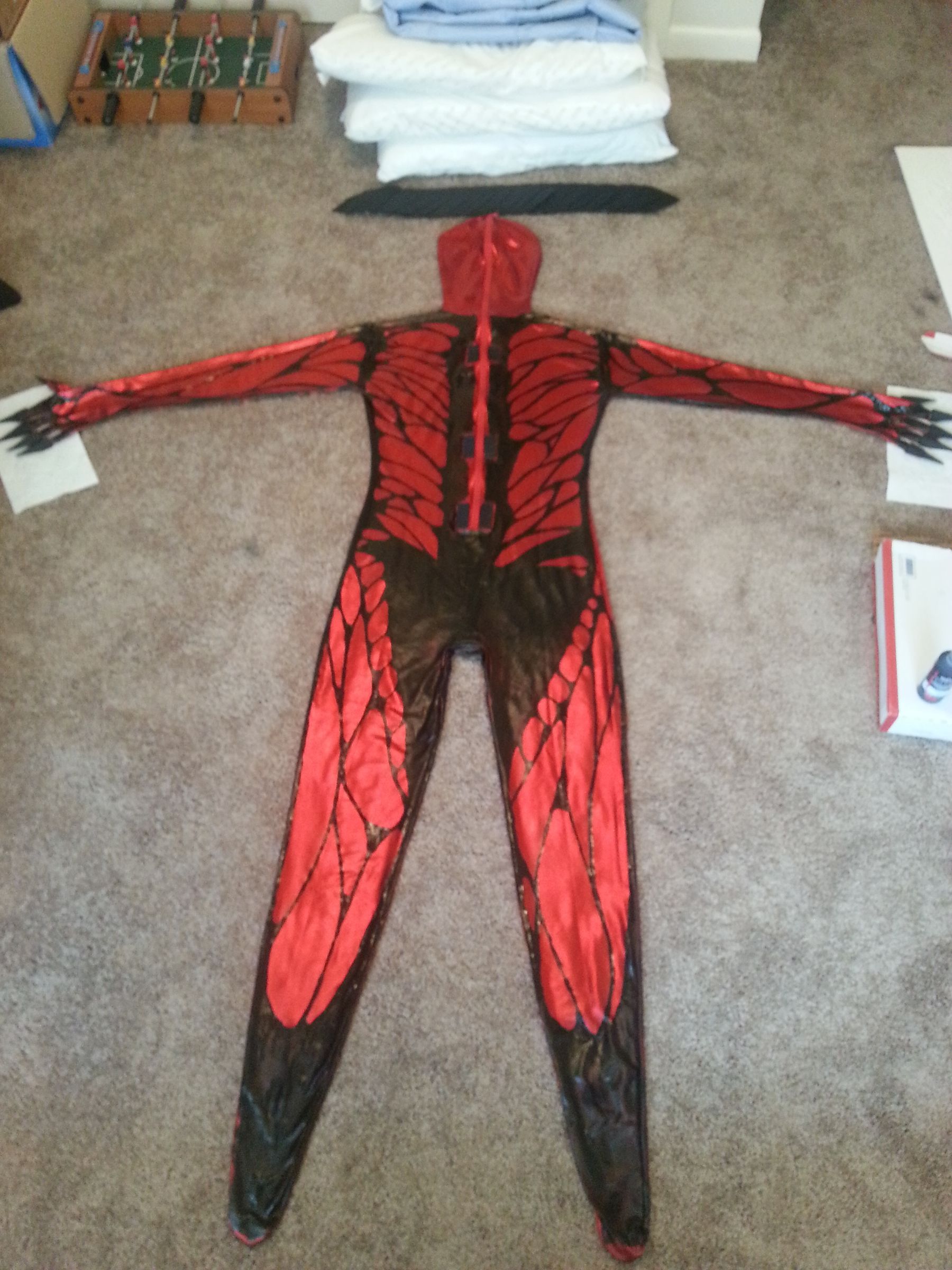 Carnage Cosplay : 11 Steps (with Pictures) - Instructables
