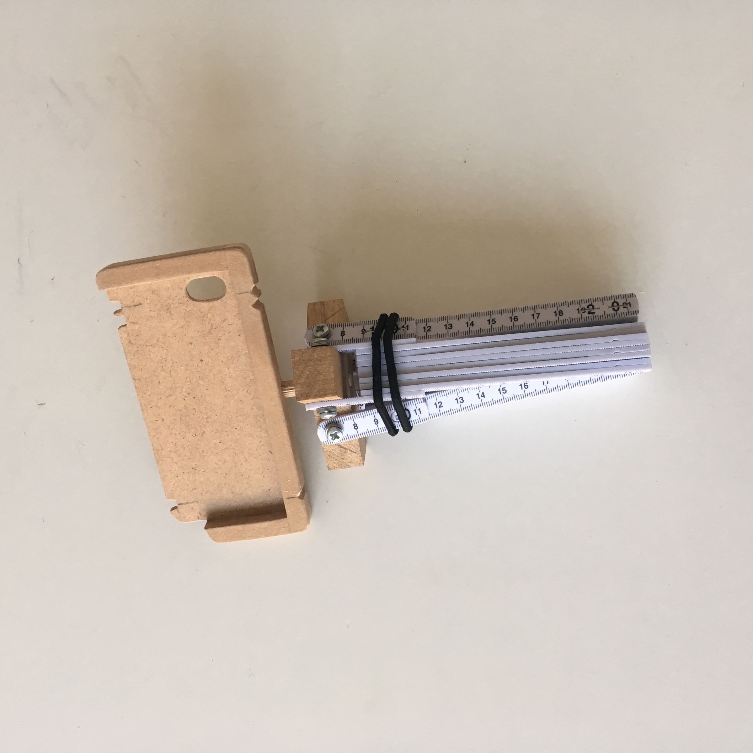 DIY Tripod for Smartphone (iPhone SE) : 17 Steps (with Pictures ...