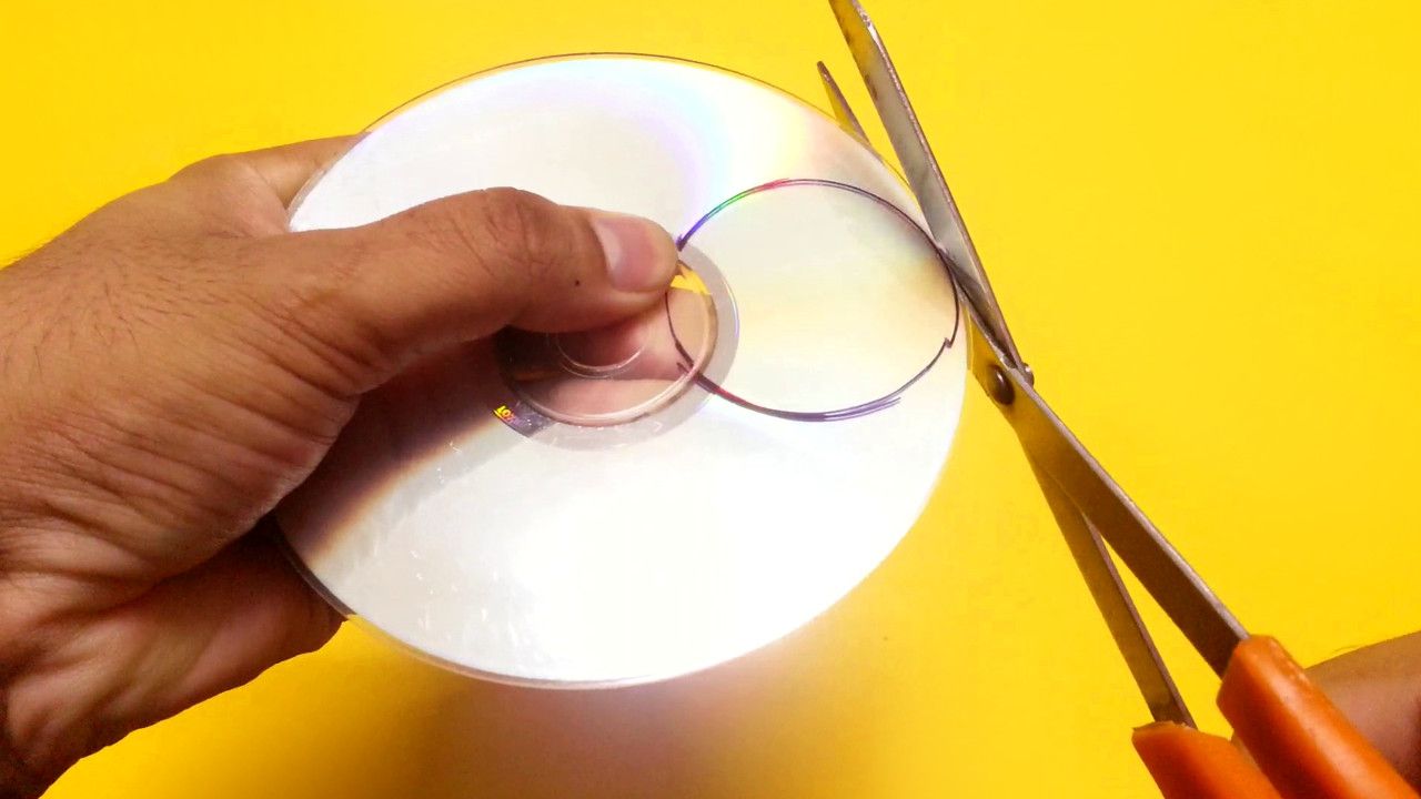 How to Make Hand Operated Flashlight : 7 Steps (with Pictures ...