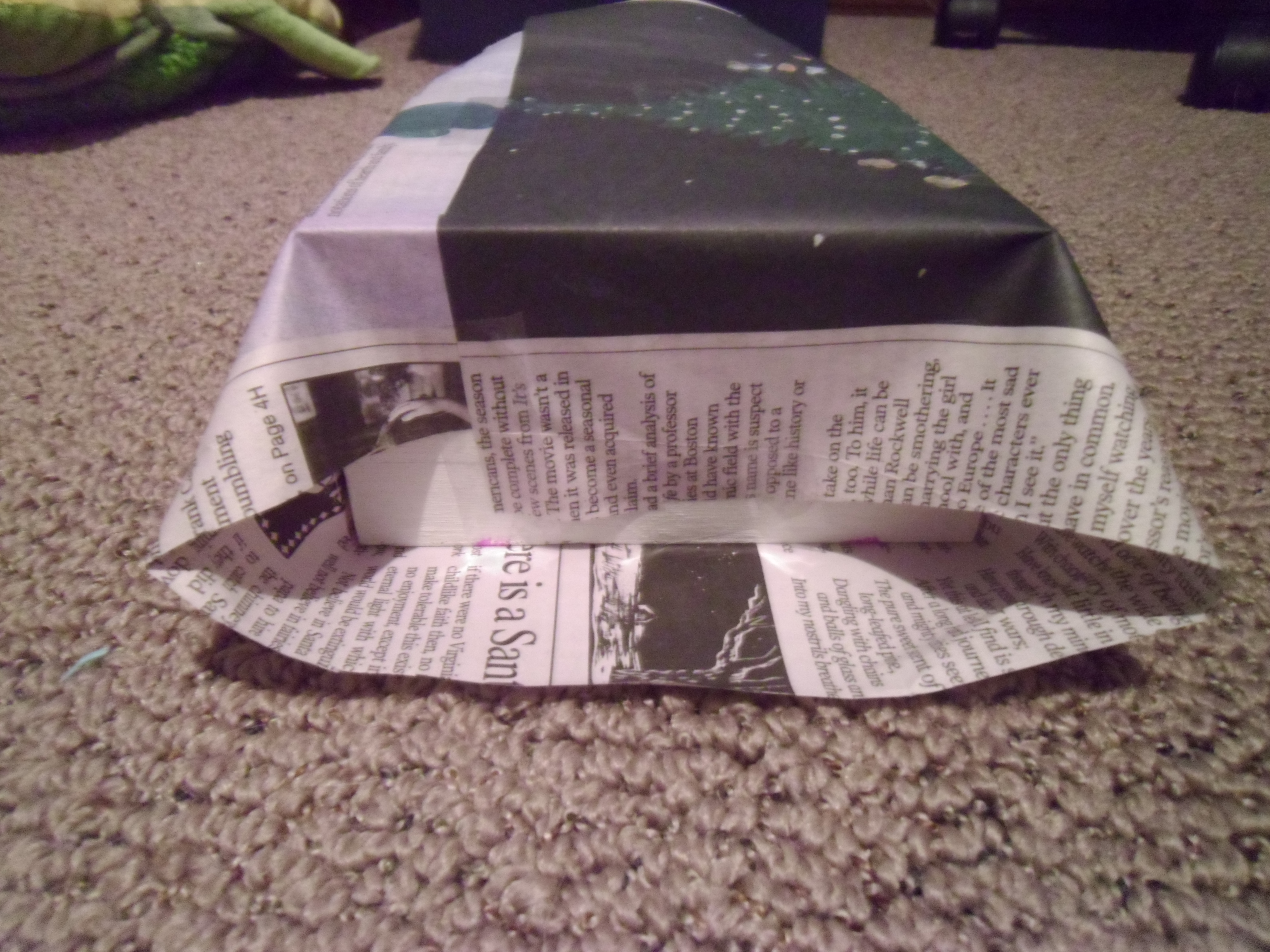 Newspaper Wrapping Paper : 5 Steps - Instructables