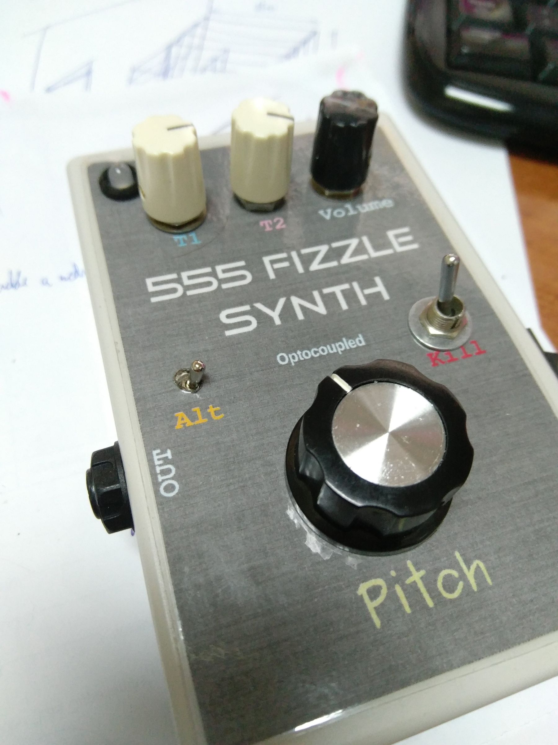 Fizzle Loop Synth - 555 Timer : 12 Steps (with Pictures) - Instructables